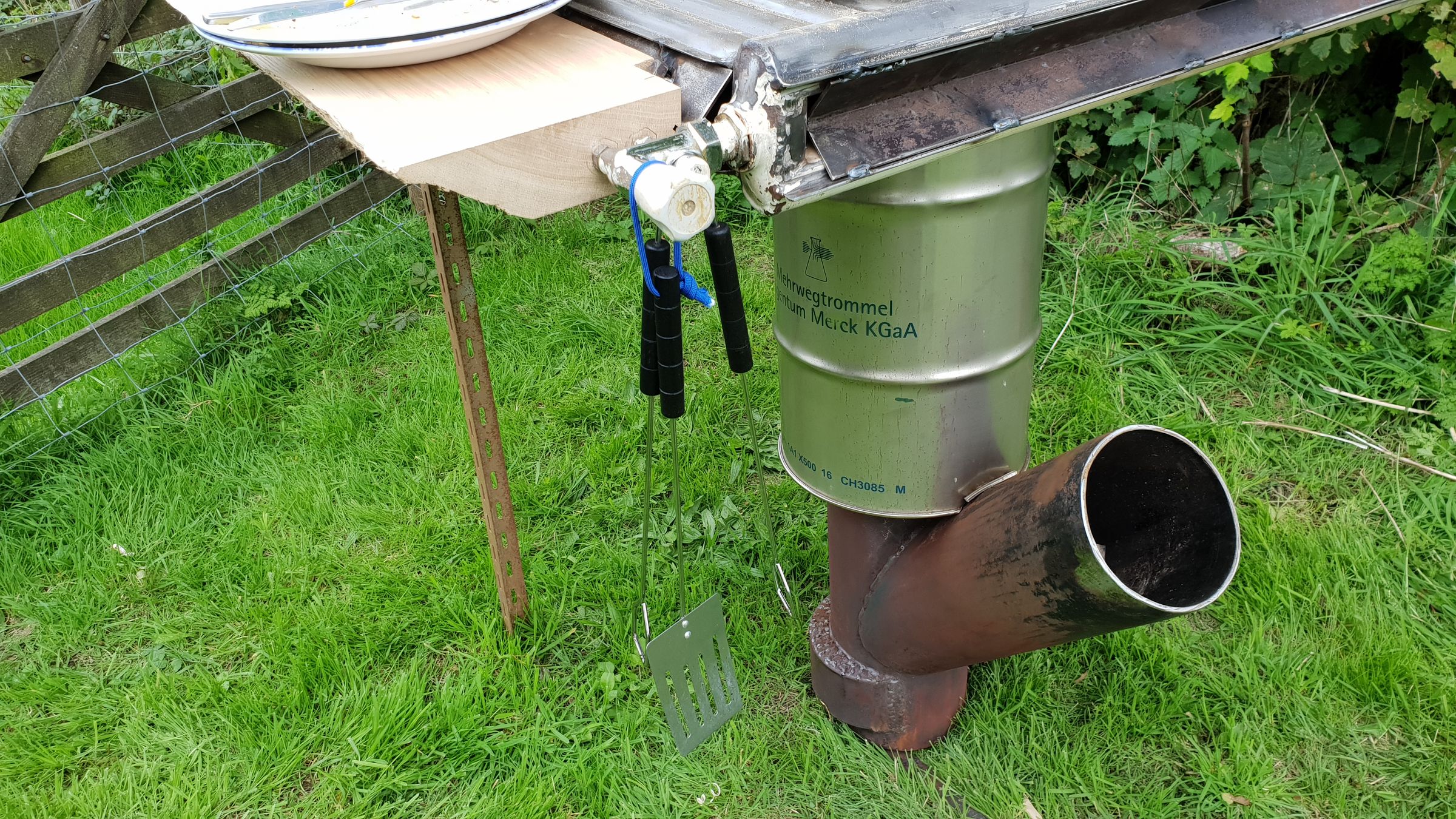 Upcycled Rocket Stove Griddle BBQ + Pizza Oven Attachment : 27 Steps ...