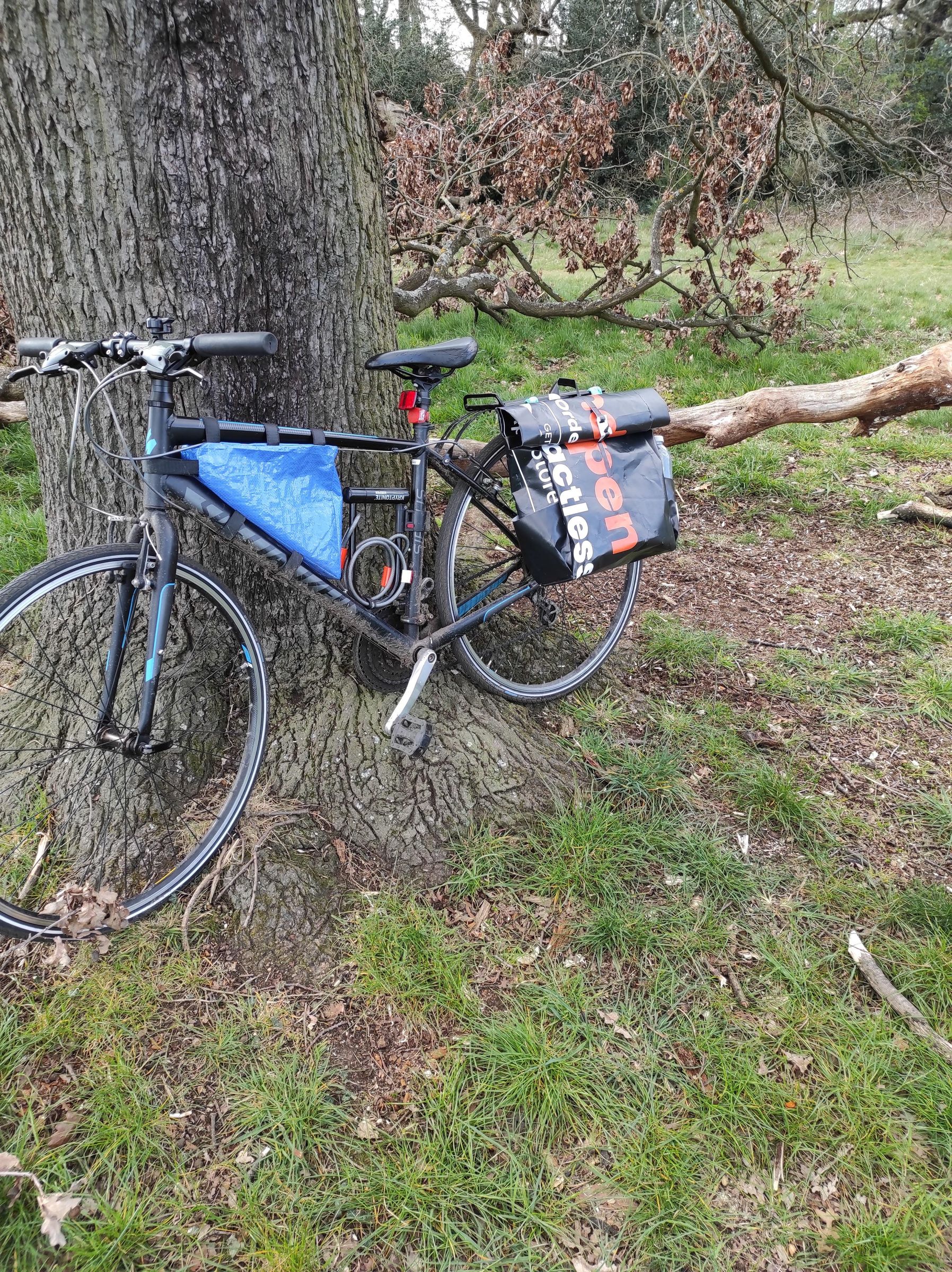 Recycled Plastic Cycling Rucksack : 12 Steps (with Pictures ...