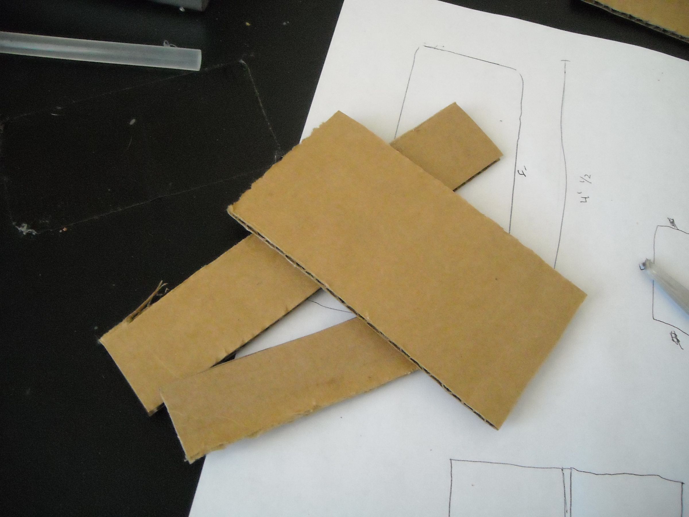 Cardboard Phone Holder : 6 Steps - Instructables