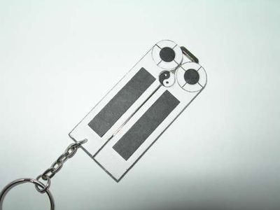 House Key OTF (Out the Front) Switchblade : 31 Steps - Instructables