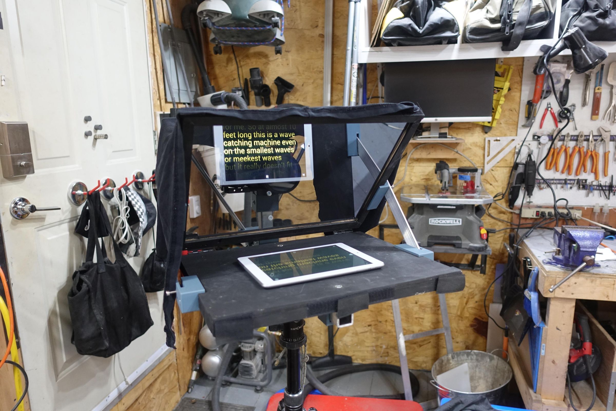 How to Make a Teleprompter : 5 Steps (with Pictures) - Instructables