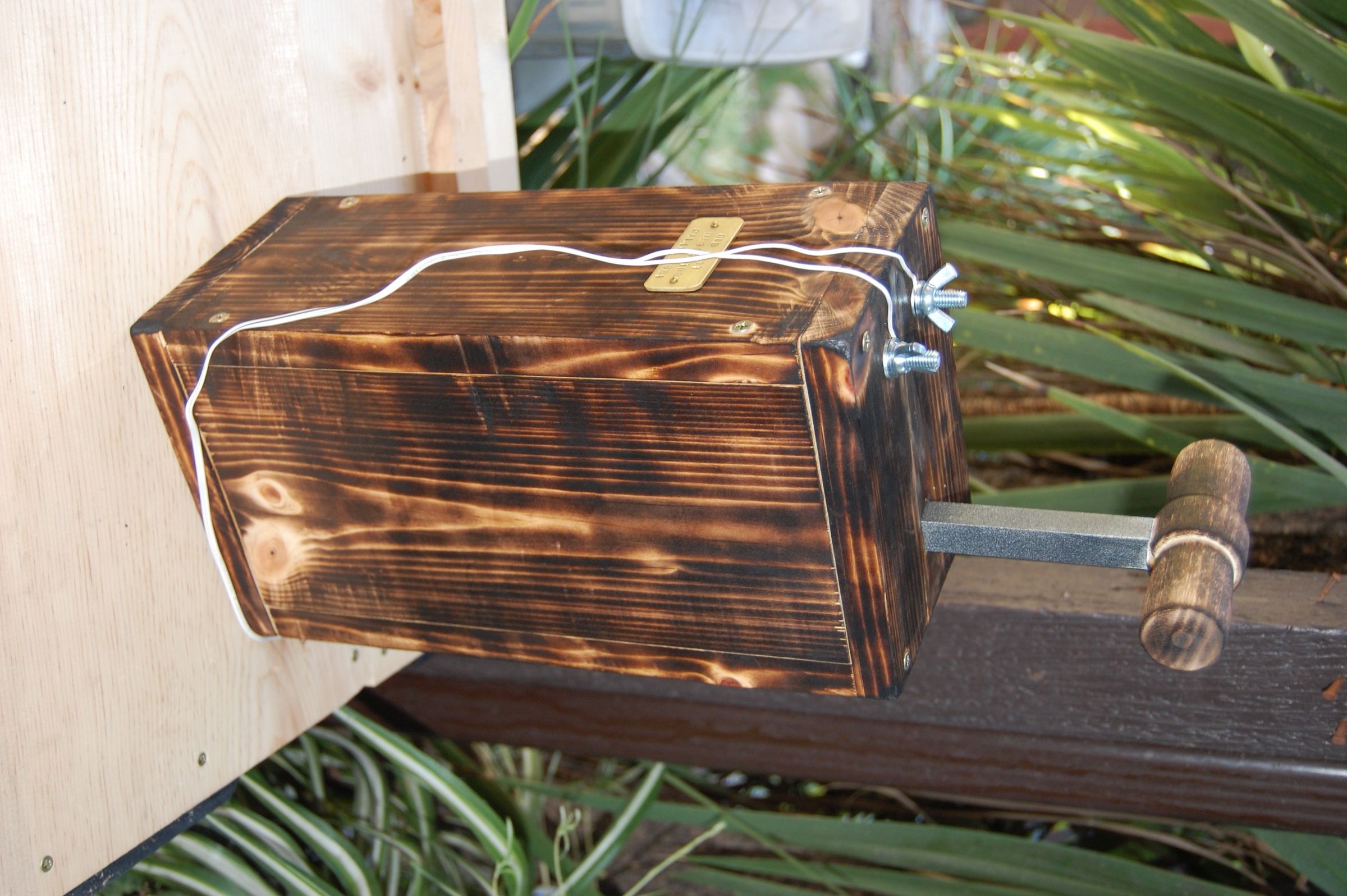 Old West Detonator Prop : 3 Steps (with Pictures) - Instructables