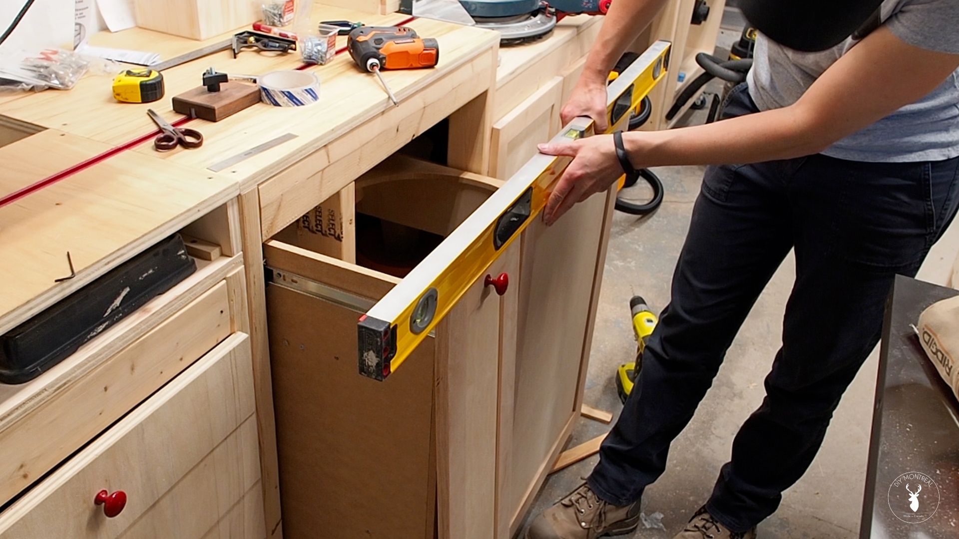 Workshop Pull-out Storage : 5 Steps (with Pictures) - Instructables