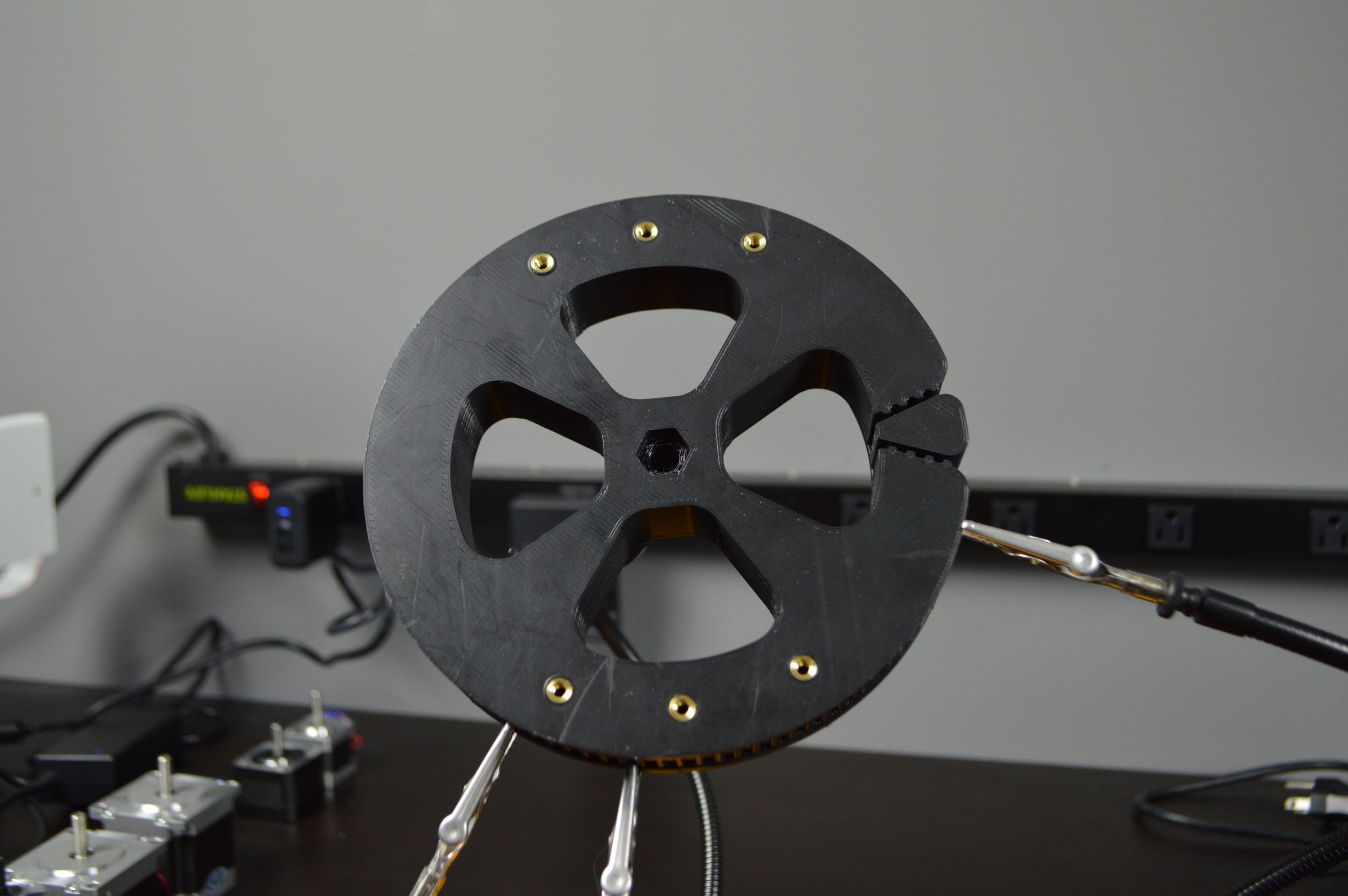 Build a Giant 3D Printed Robot Arm : 83 Steps (with Pictures ...