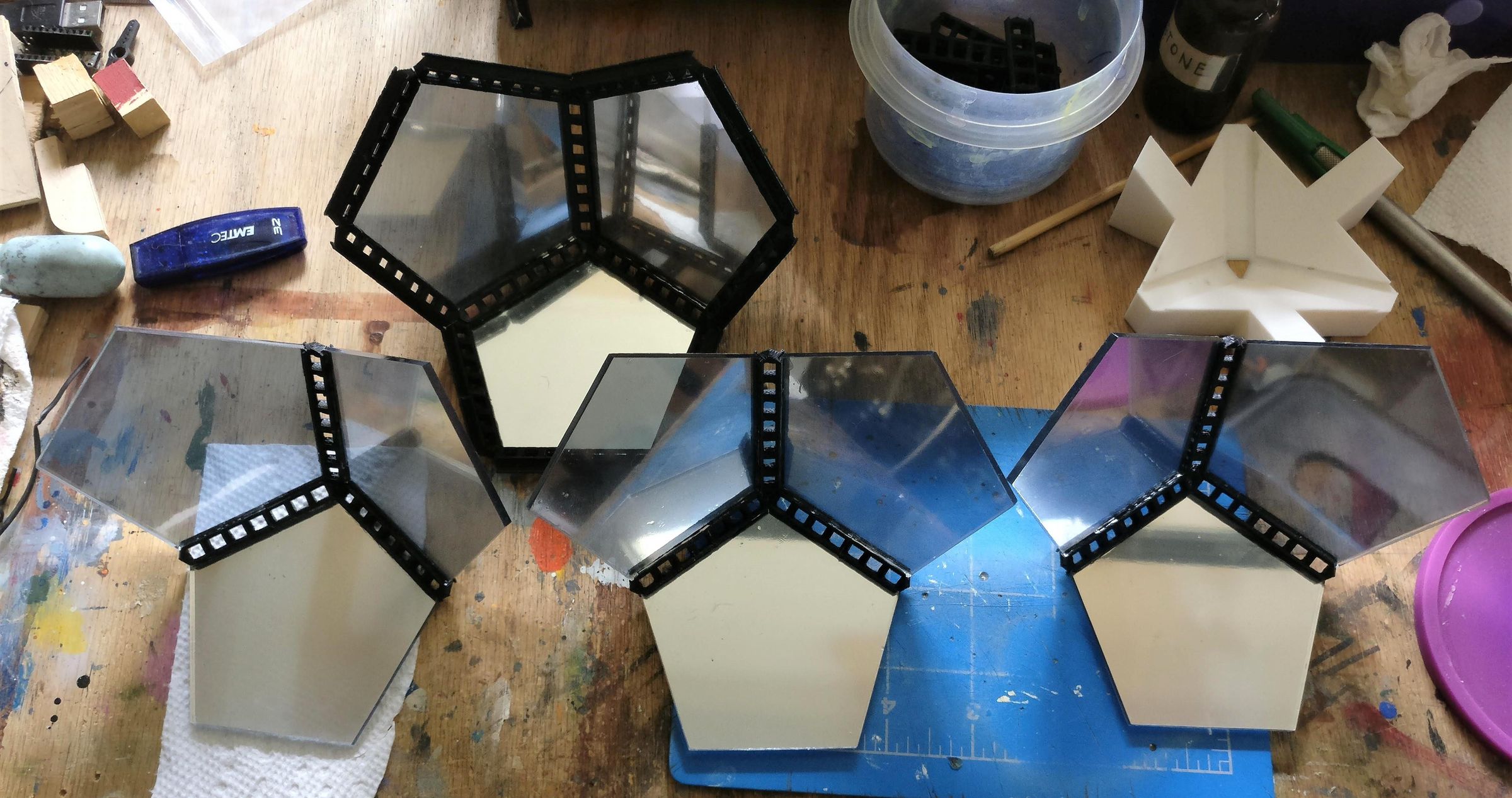 Desktop-Sized Infinity Dodecahedron : 23 Steps (with Pictures ...