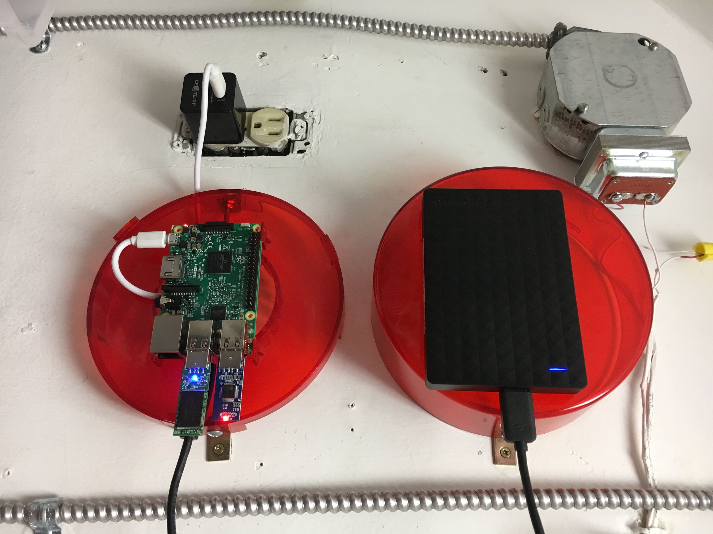 OwnCloud 9 on Raspberry Pi - DIY Dropbox : 10 Steps (with Pictures) - Instructables