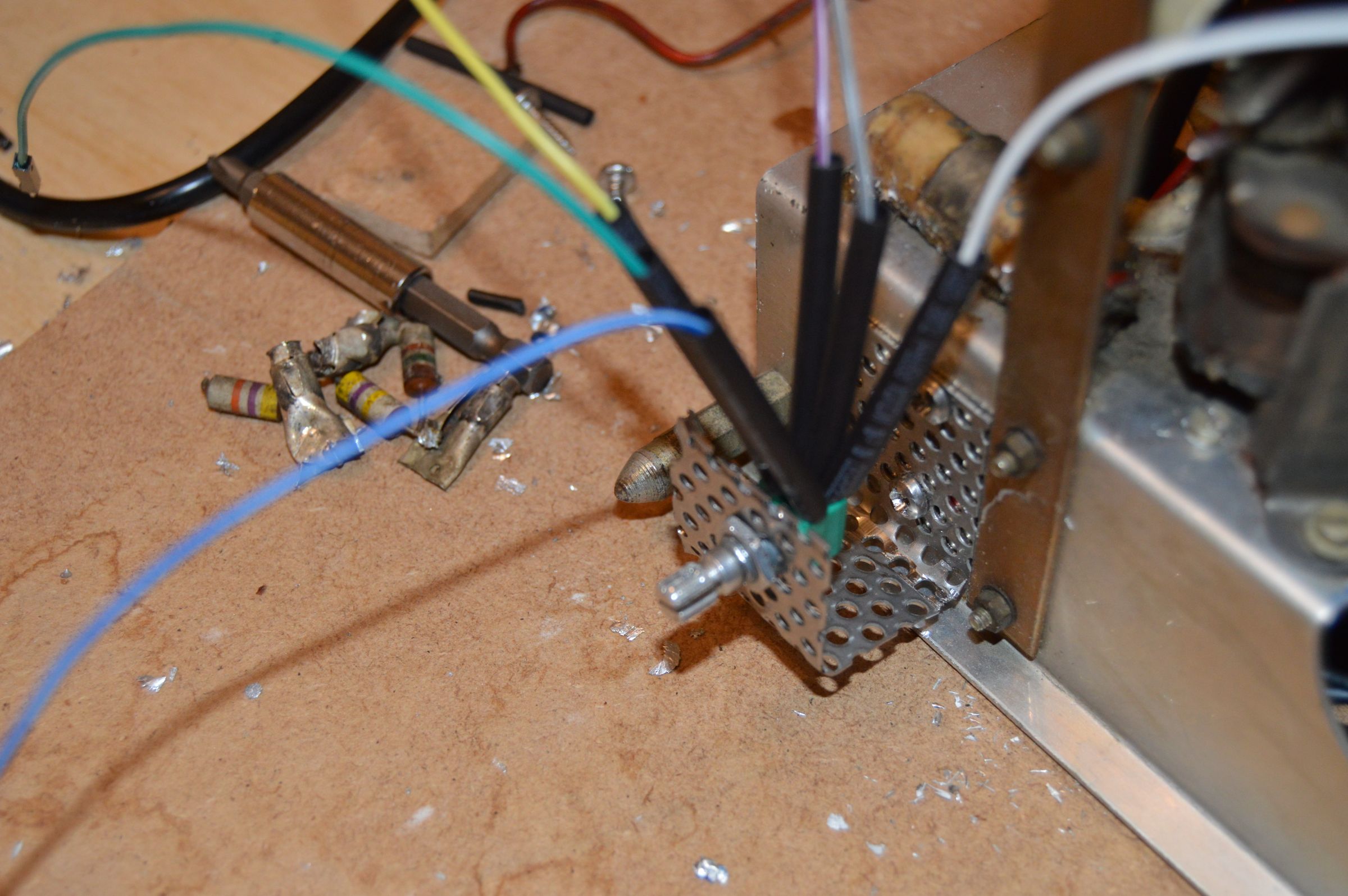 Retro-Mod - Bluetooth Speaker Madness : 8 Steps (with Pictures ...