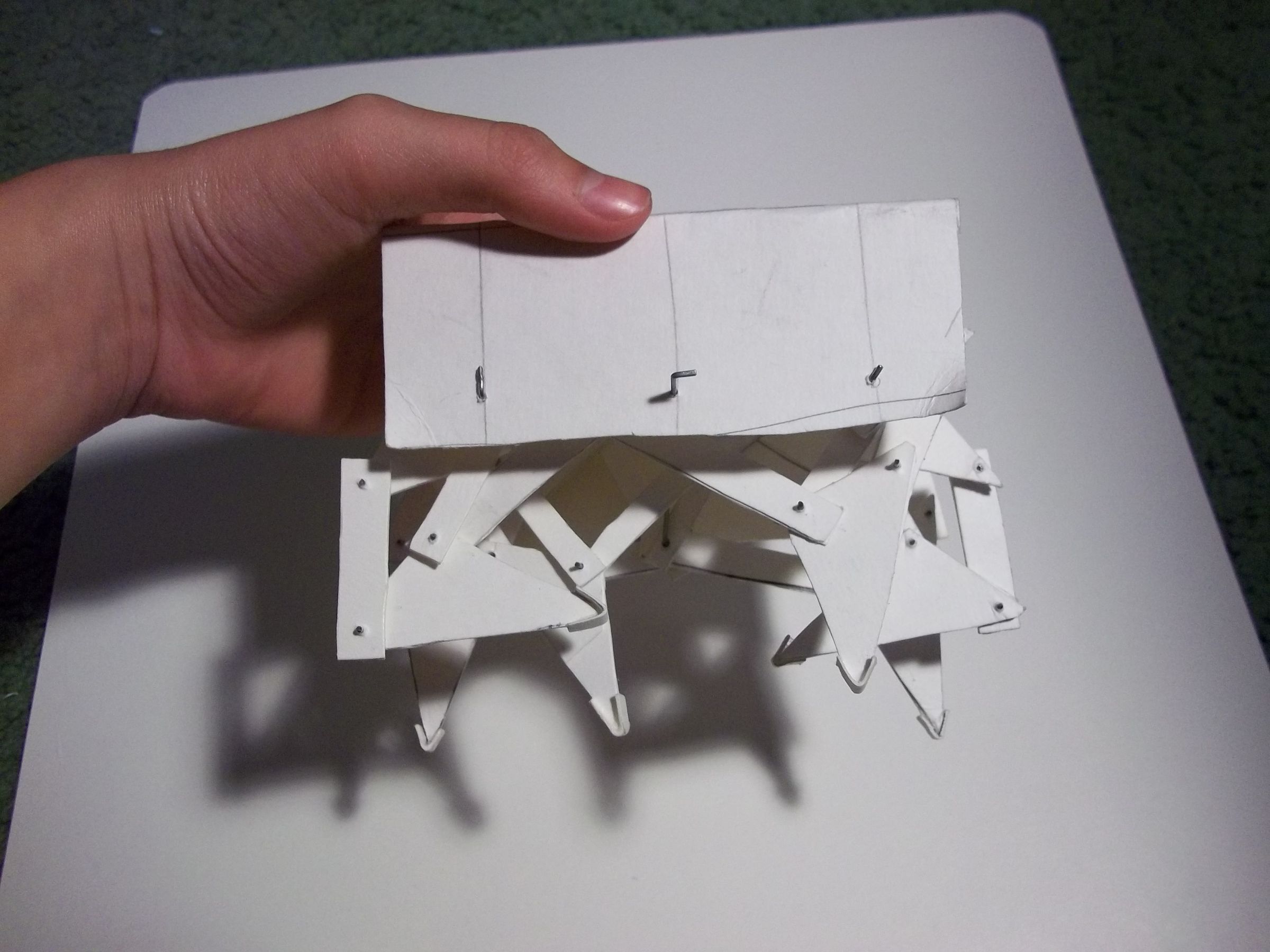 Paper Strandbeest Mk 2 : 8 Steps - Instructables