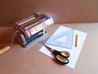 Cut Your Own Paper Quilling Strips in 2 Minutes : 4 Steps (with ...