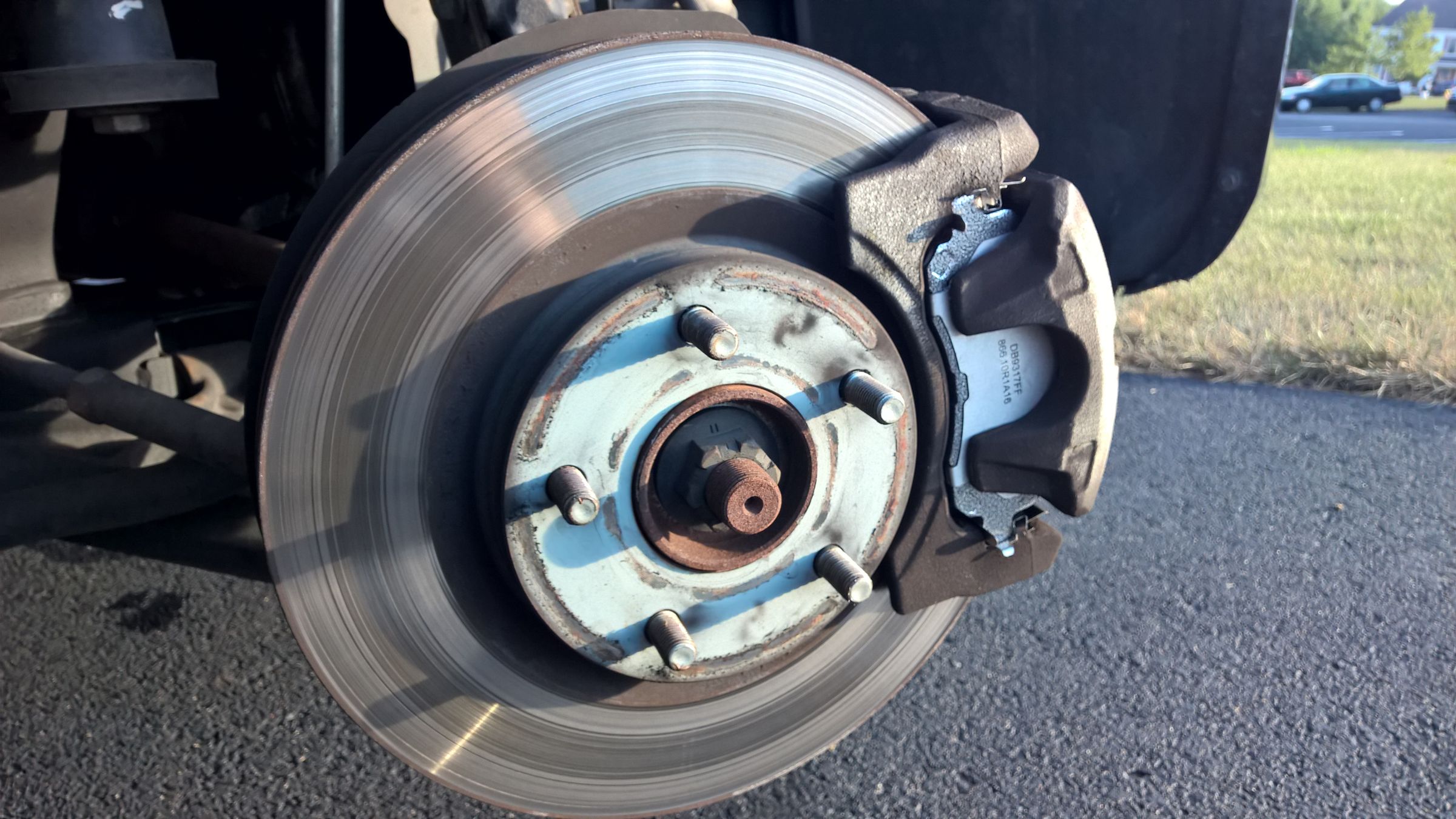 Changing Your Brake Pads Yourself : 7 Steps (with Pictures) - Instructables
