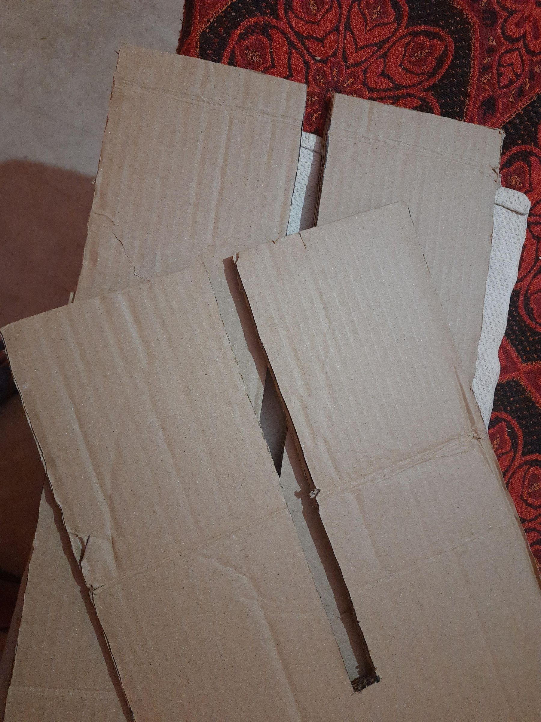 Portable Cardboard Laptop/Study Table : 3 Steps (with Pictures ...
