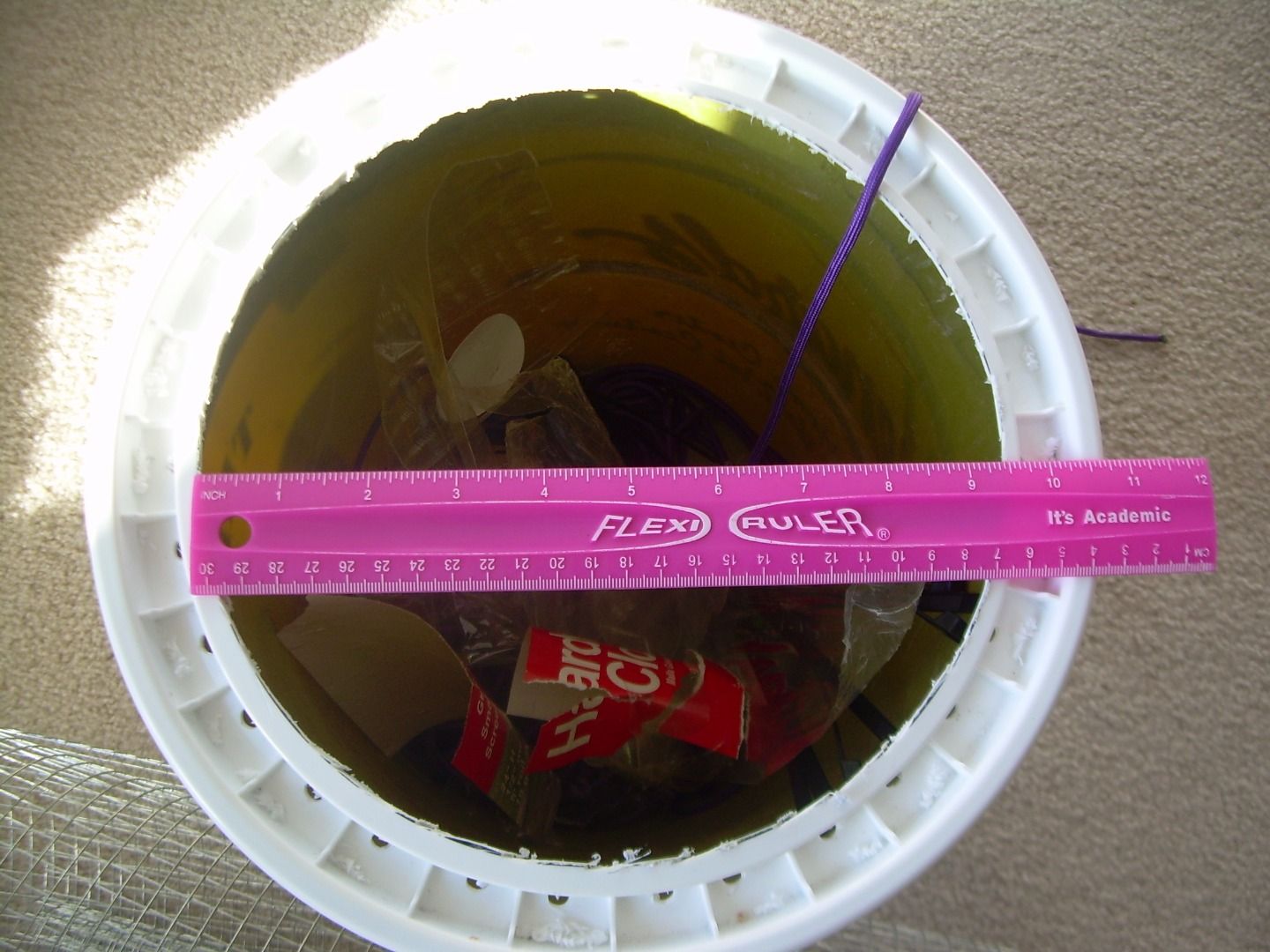 5 Gallon Bucket Fish Trap : 4 Steps (with Pictures) - Instructables