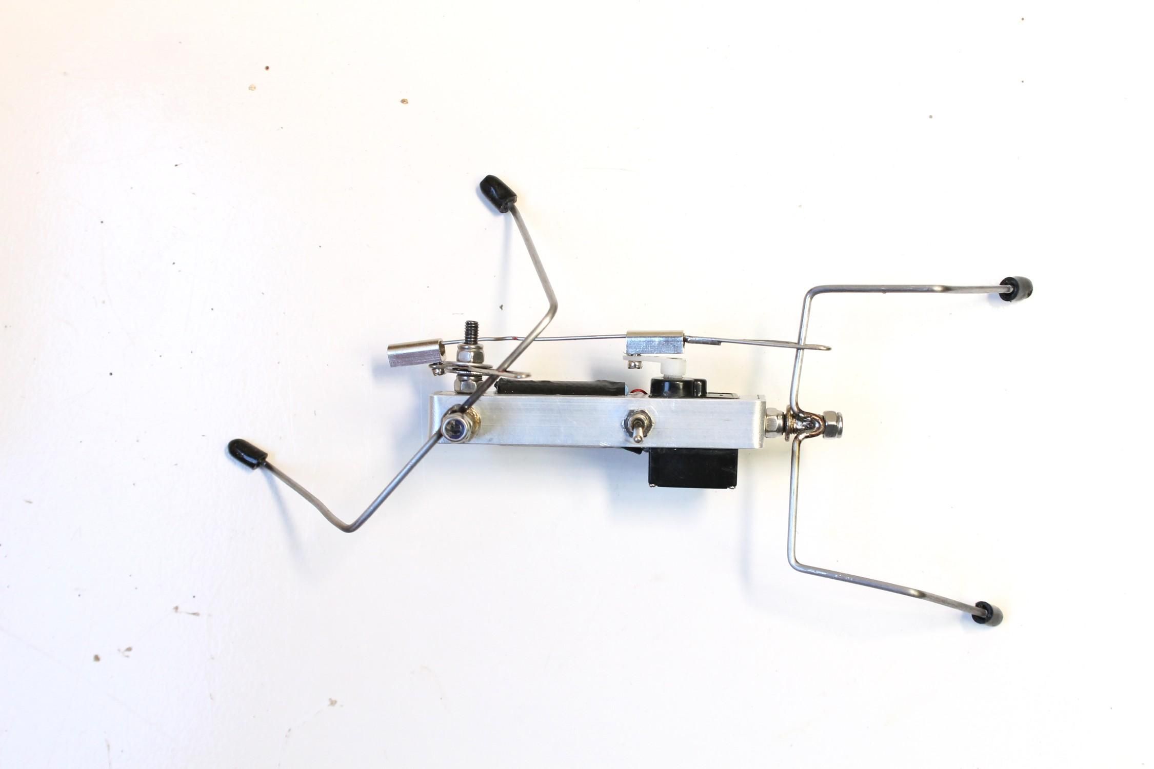 Walking Robot Using 1 Servo Motor : 13 Steps (with Pictures) - Instructables