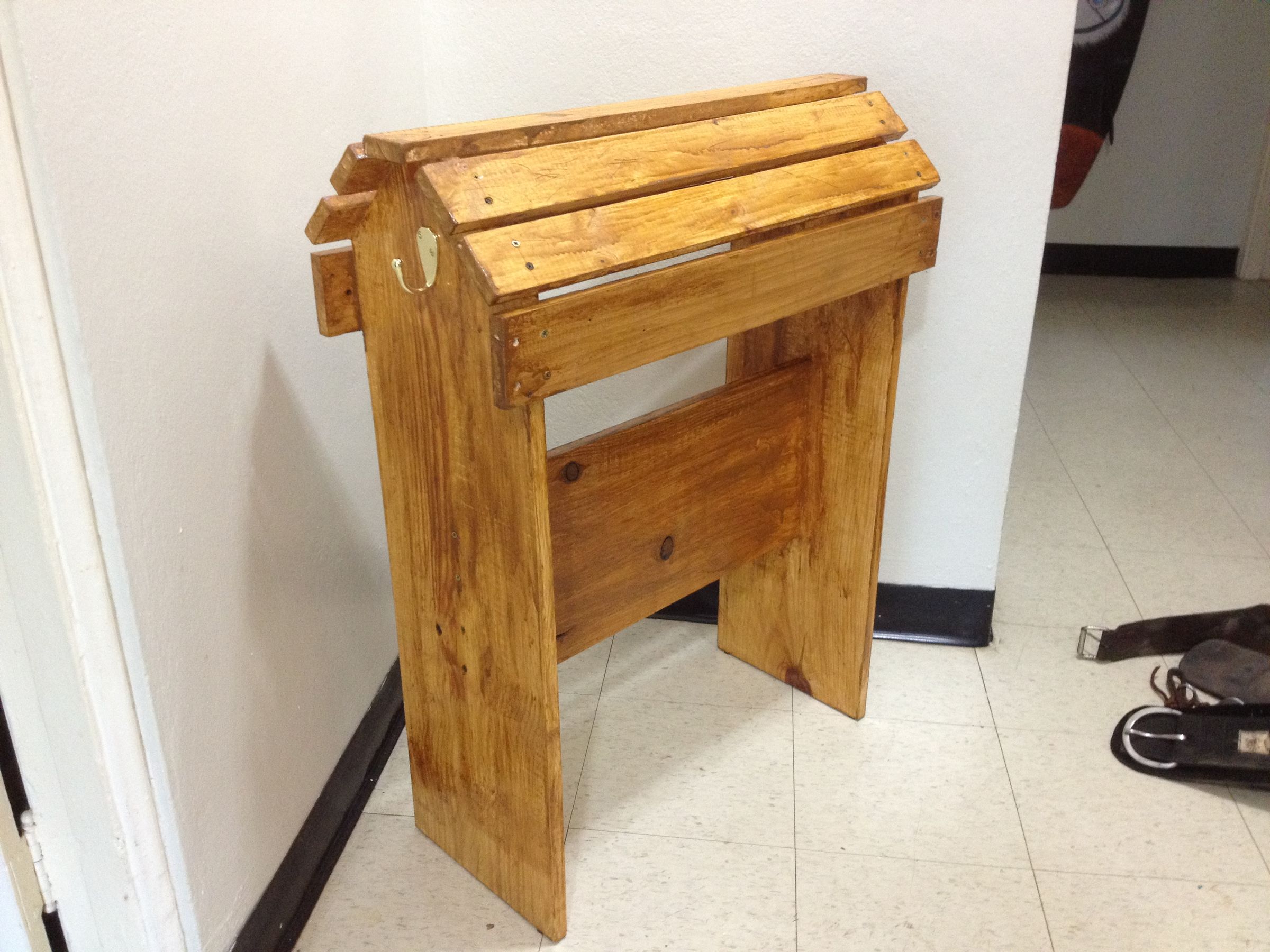 Easy Wood Saddle Rack : 6 Steps (with Pictures) - Instructables