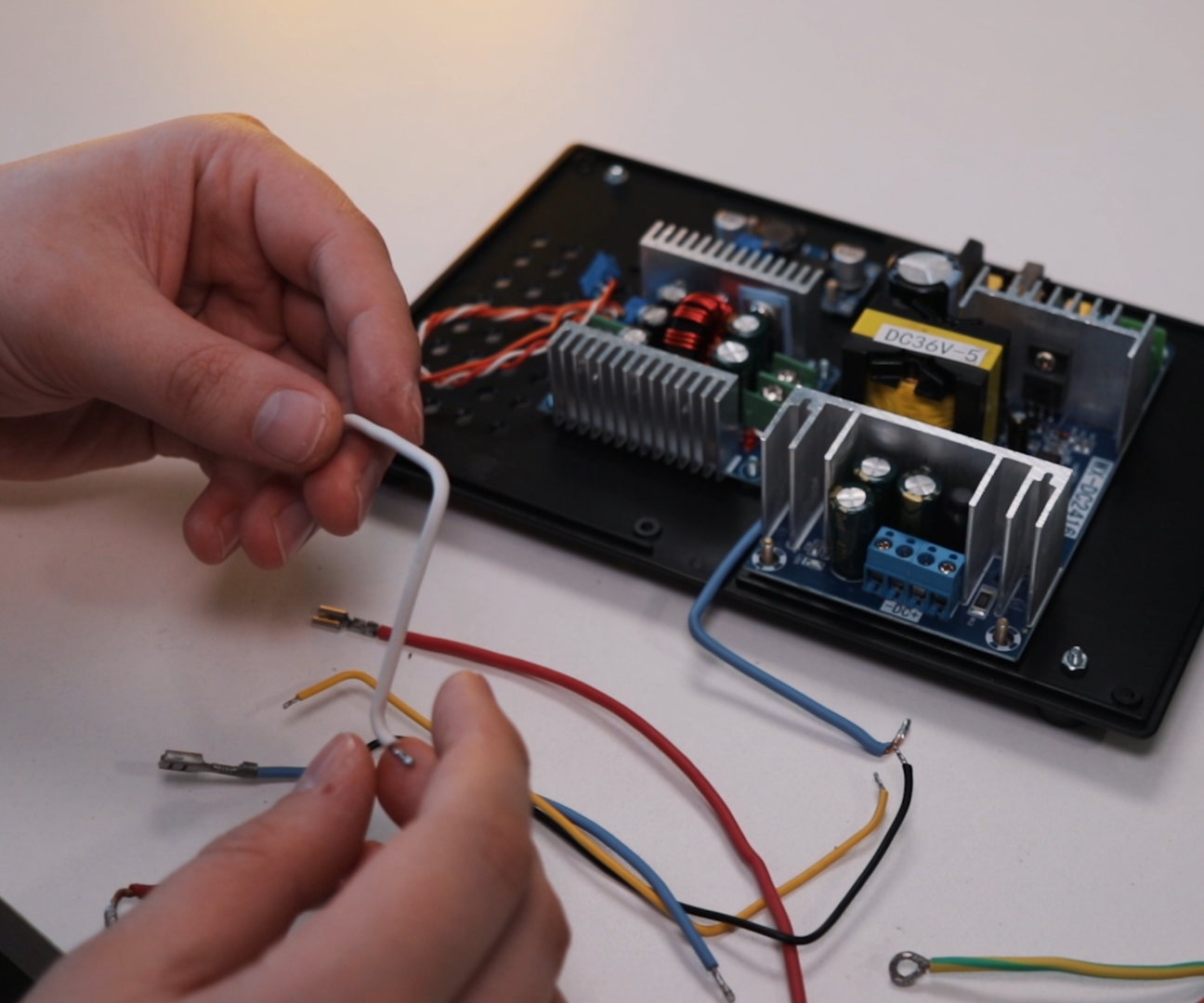 DIY Lab Bench Power Supply [Build + Tests] : 16 Steps (with Pictures ...