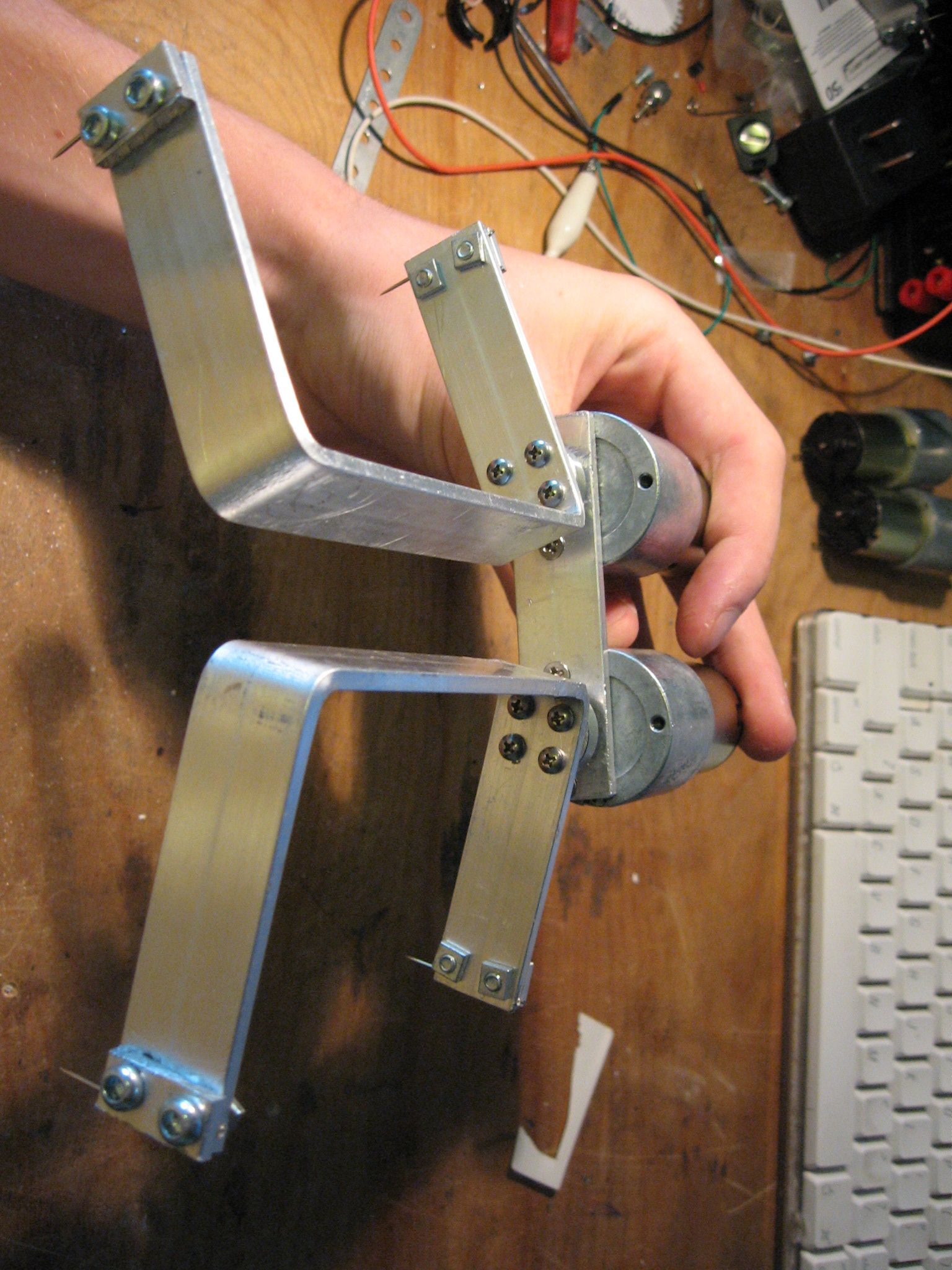 Tree Climbing Robot : 20 Steps (with Pictures) - Instructables