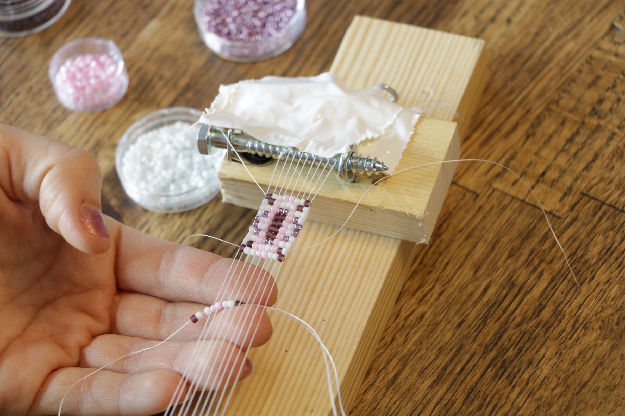 Simple Bead Weaving Loom & Bracelet : 4 Steps (with Pictures ...