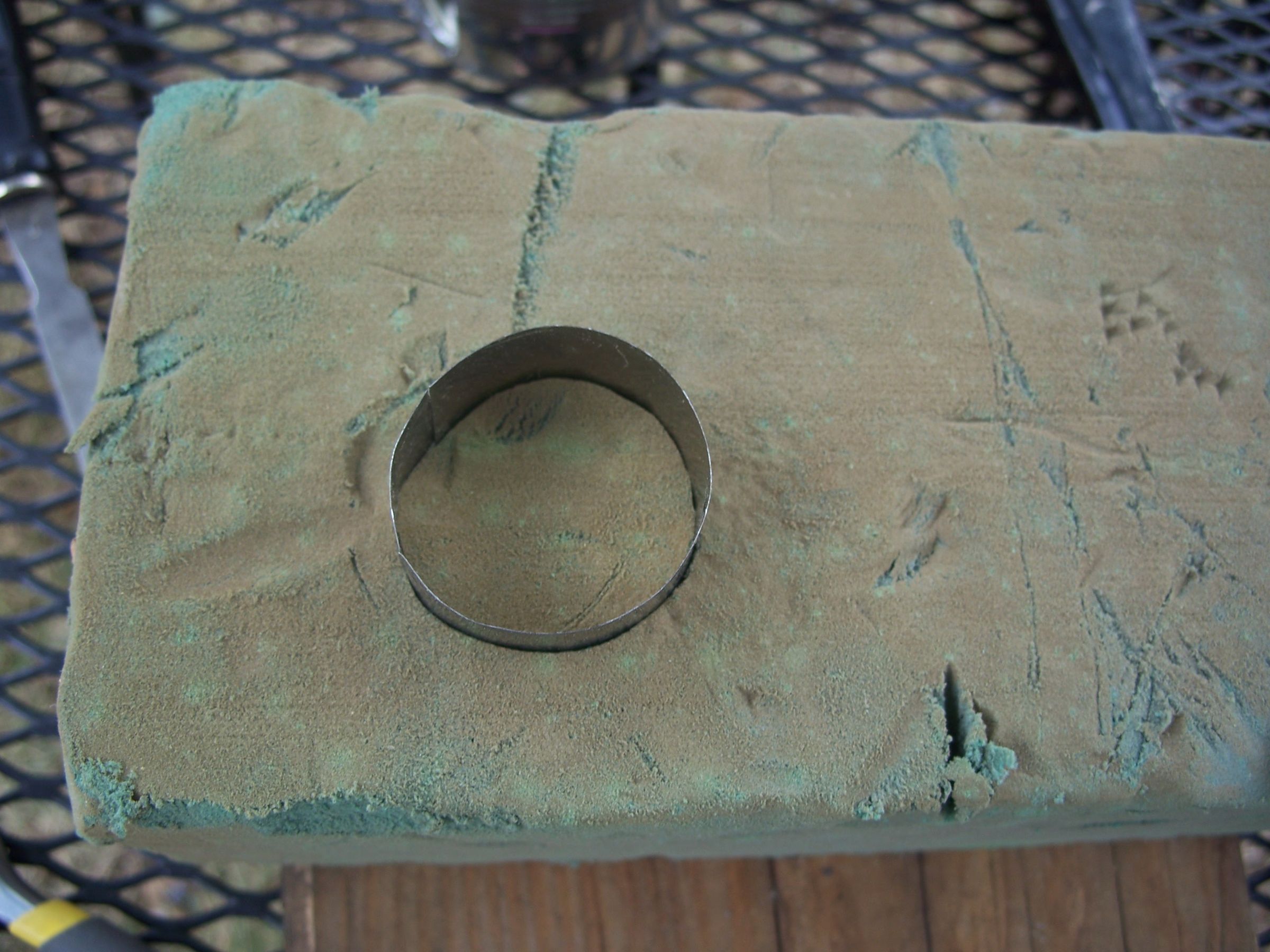 Homemade Cutting Dies : 8 Steps - Instructables