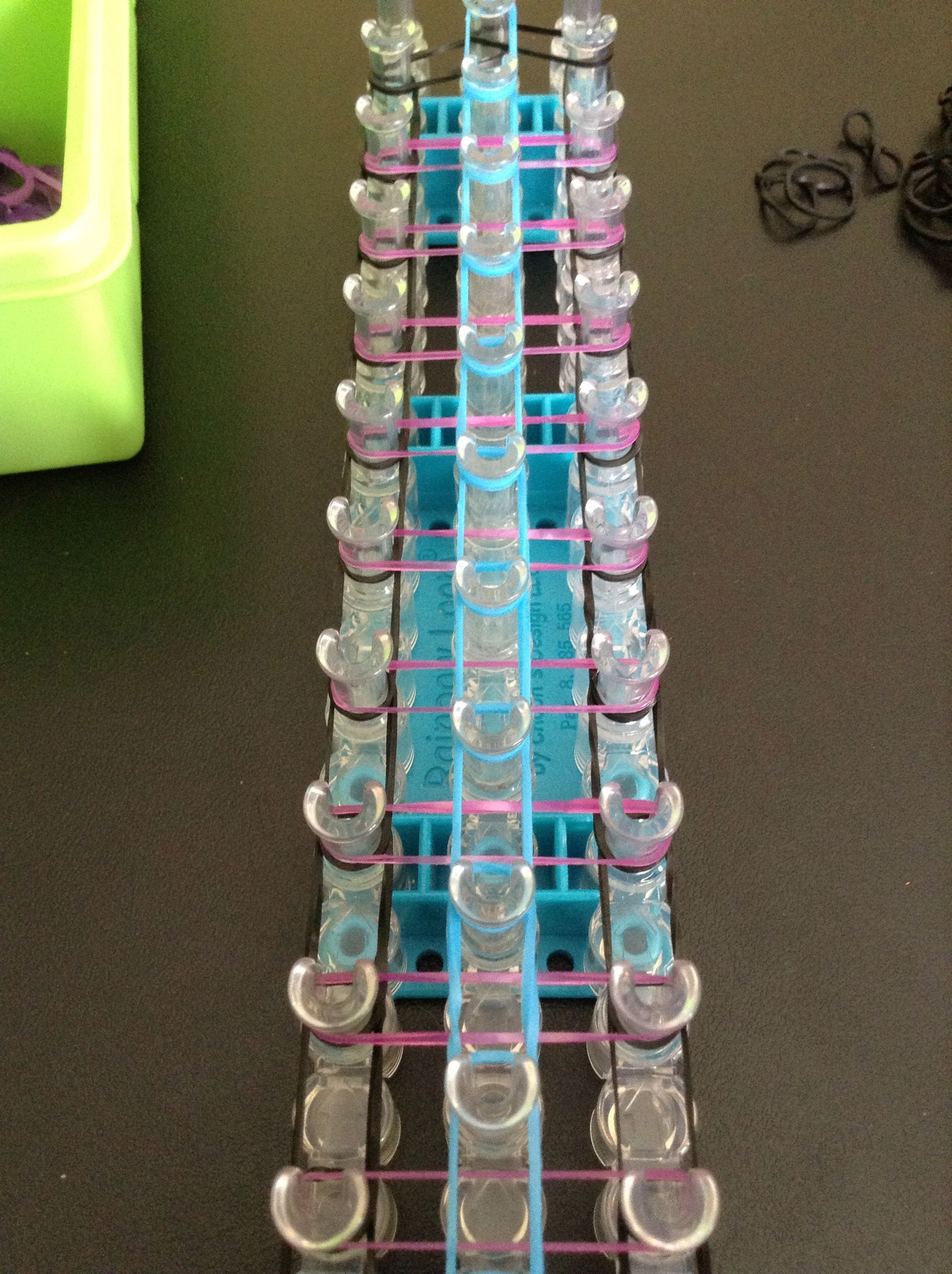 Rainbow Loom Ladder Braclet : 9 Steps (with Pictures) - Instructables