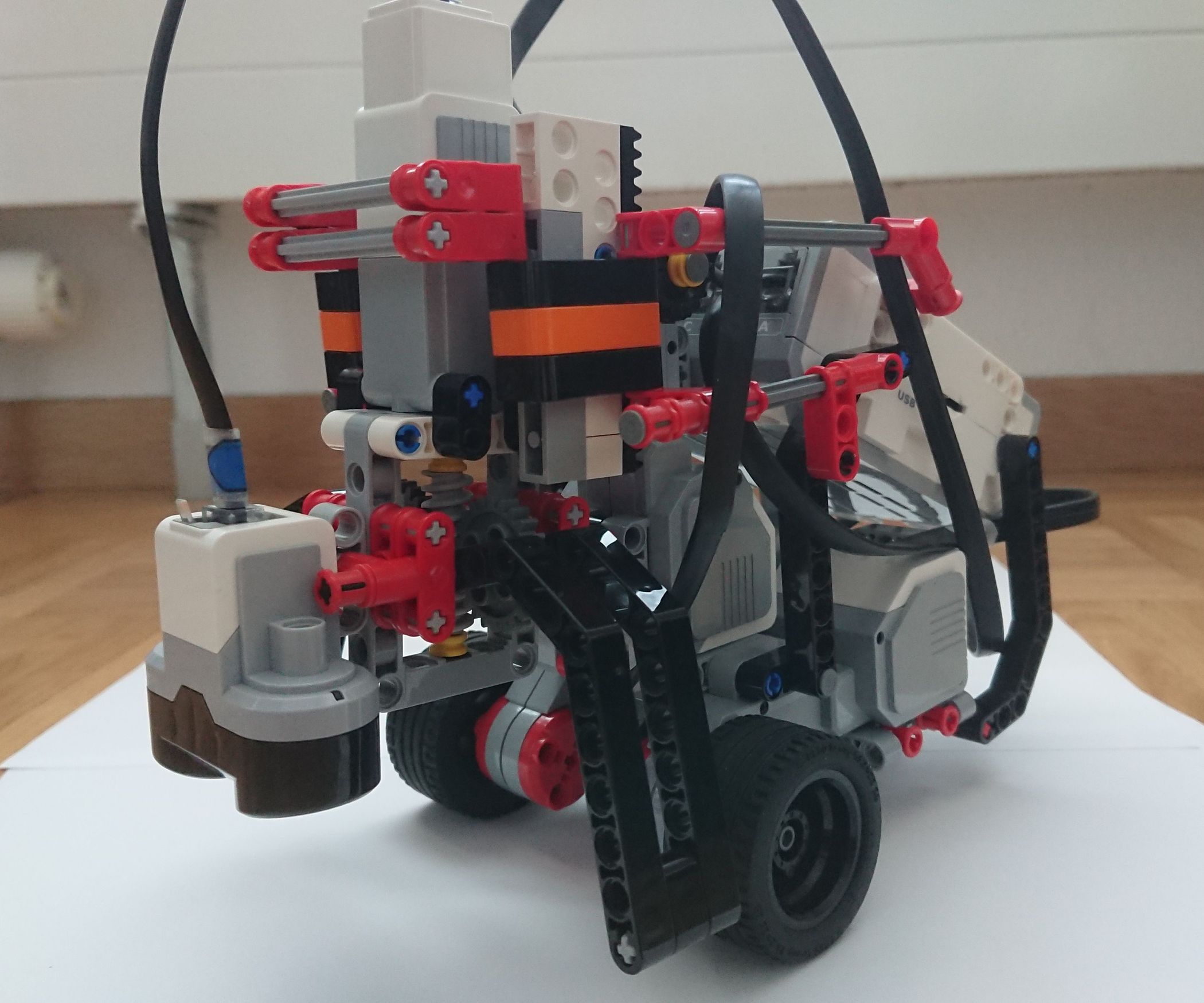 Ev3 Lego Gripper/Finder Robot : 7 Steps - Instructables