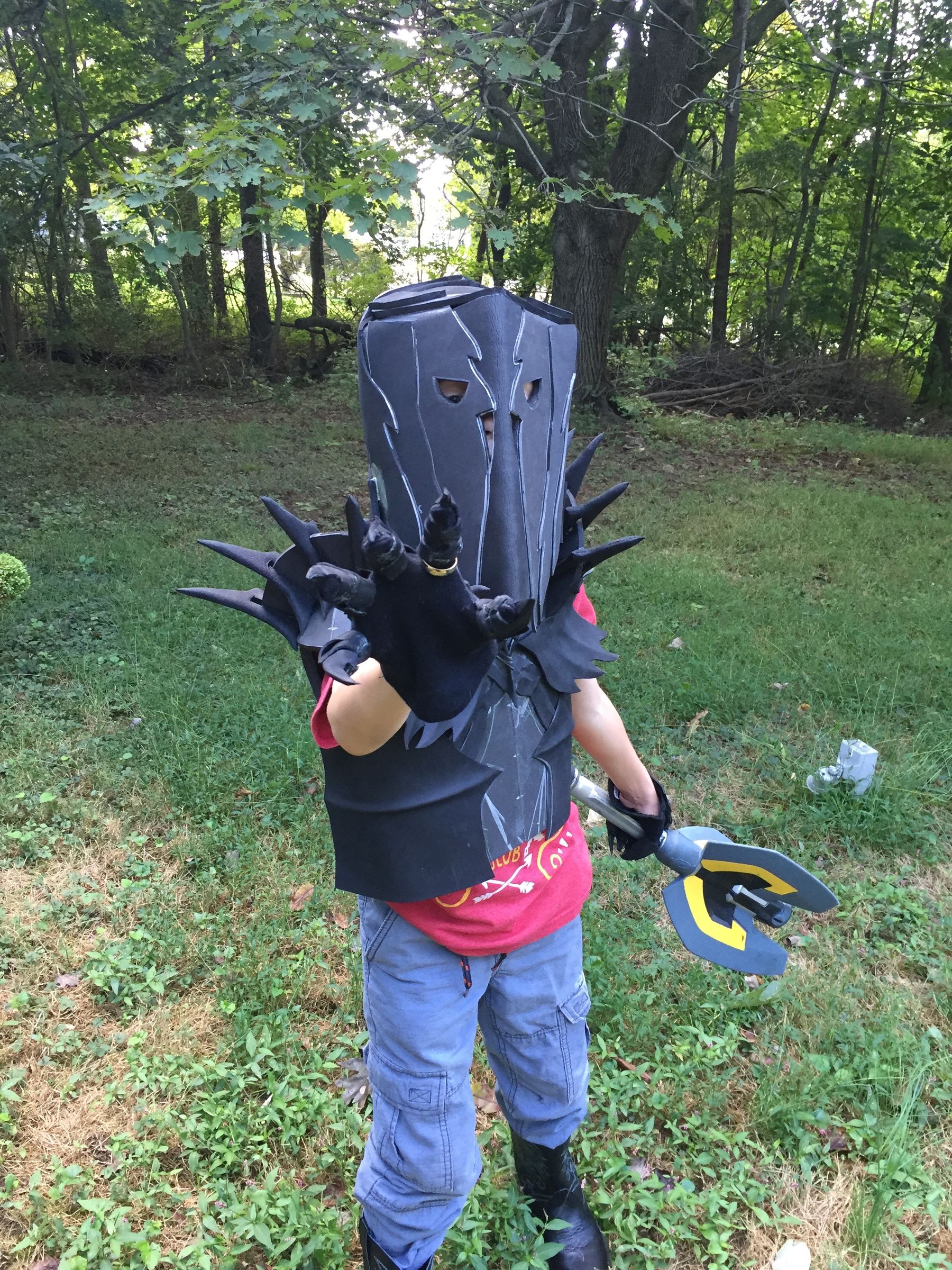 Epic Sauron Costume : 14 Steps (with Pictures) - Instructables