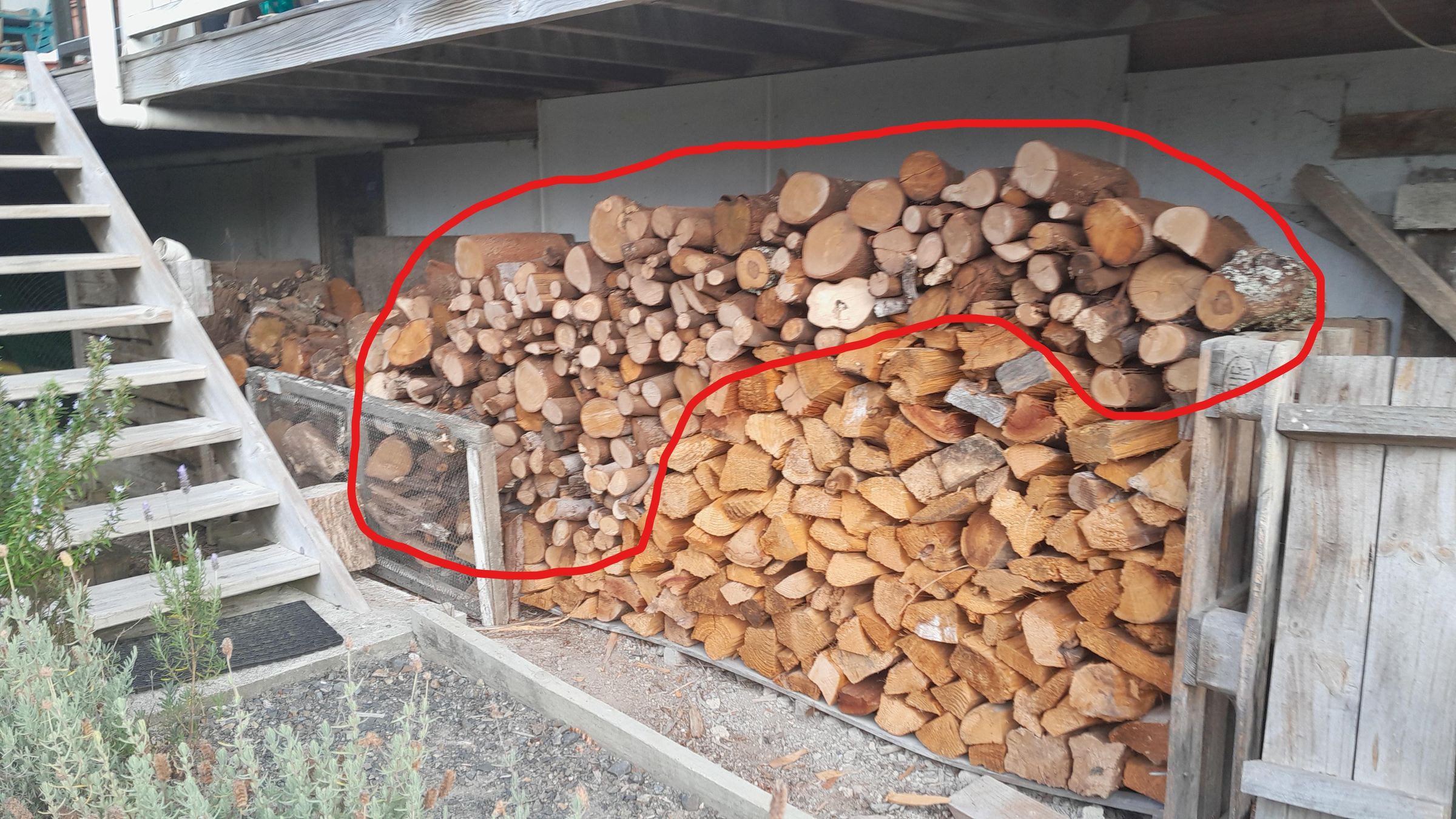 DIY Pallet and Chainsaw Mulching Rack - for Easy Vegetation Shredding ...