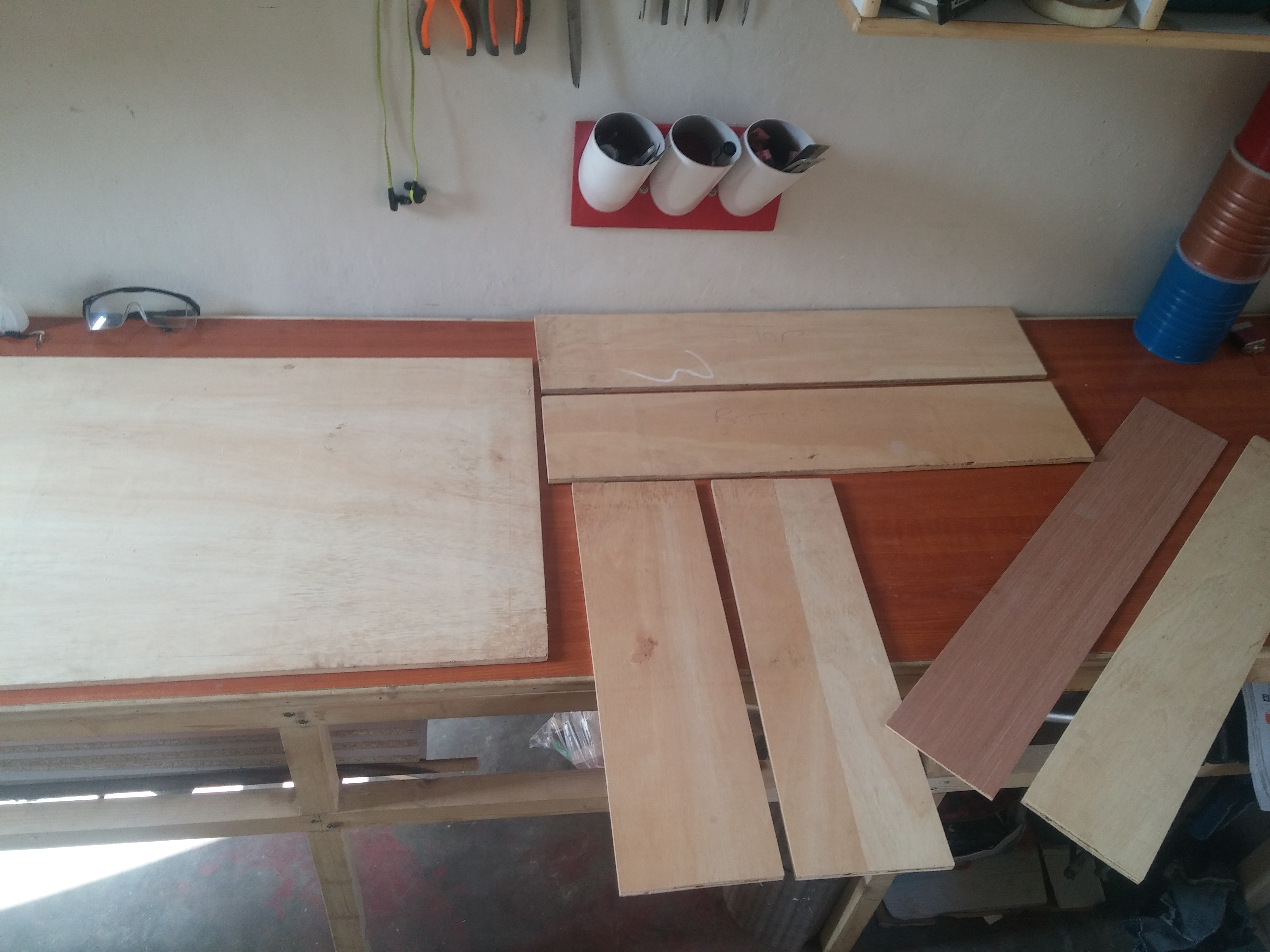 DIY PORTABLE WORK STATION : 13 Steps (with Pictures) - Instructables