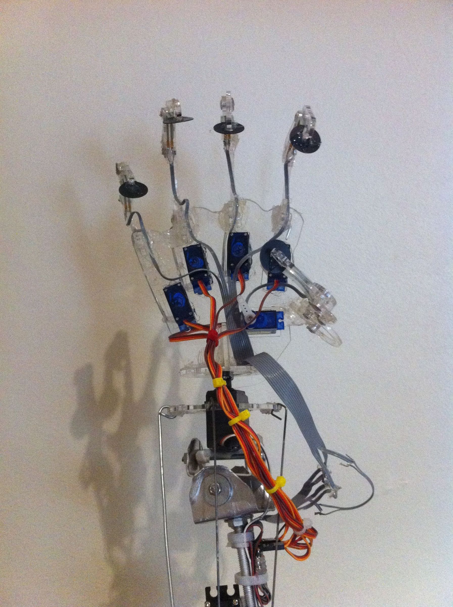 Motion Controlled Robotic Arm : 10 Steps (with Pictures) - Instructables