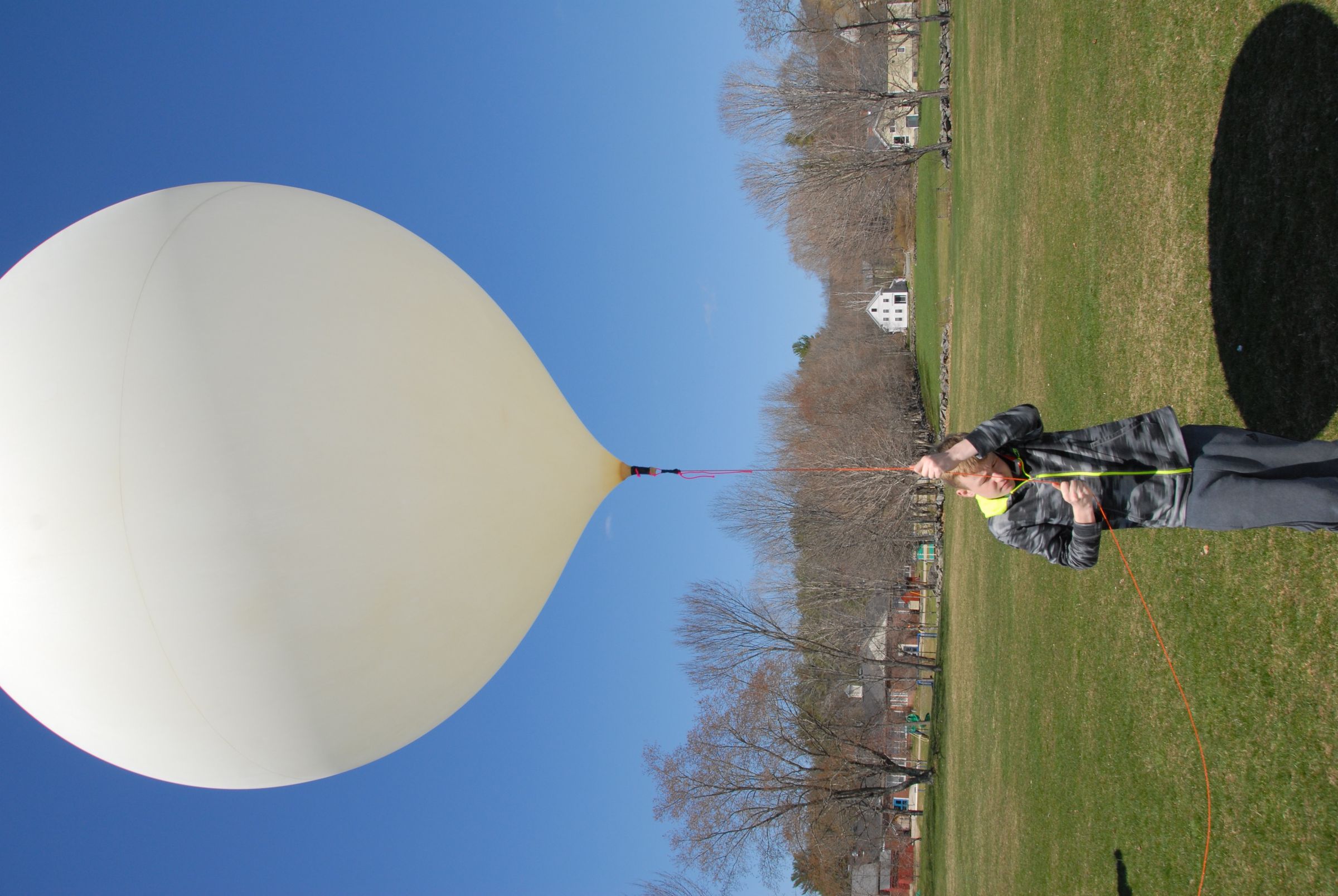 Sending a Weather Balloon to 95,000 Feet : 11 Steps (with Pictures ...