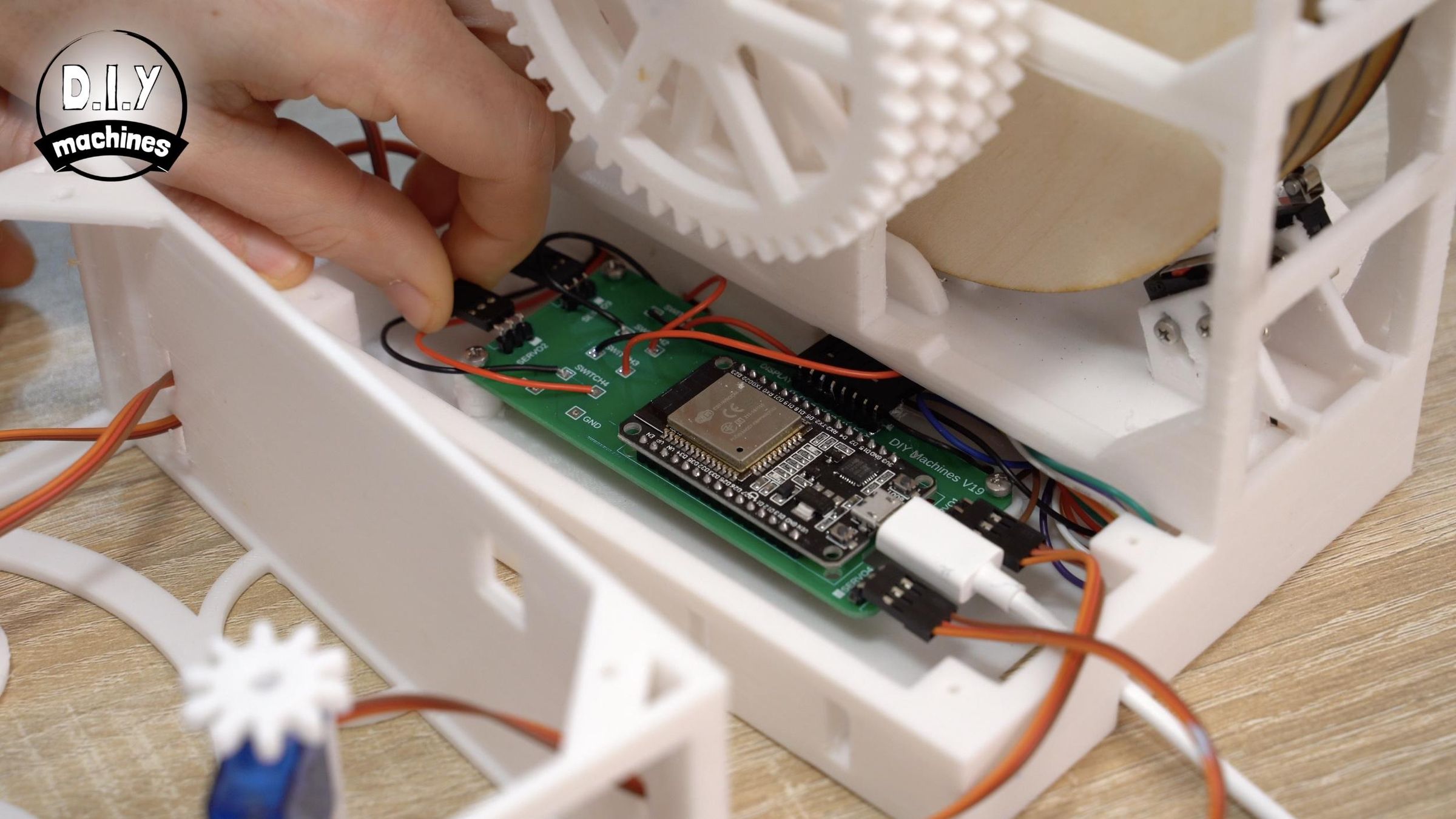 WeatherBot - a Motorised Weather Machine | 3D Printable, ESP32 & OpenWeatherMap : 22 Steps (with ...