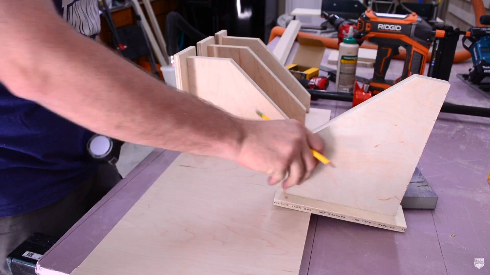 French Cleat Wall With Clamp Racks | How to Build - Woodworking : 28 ...