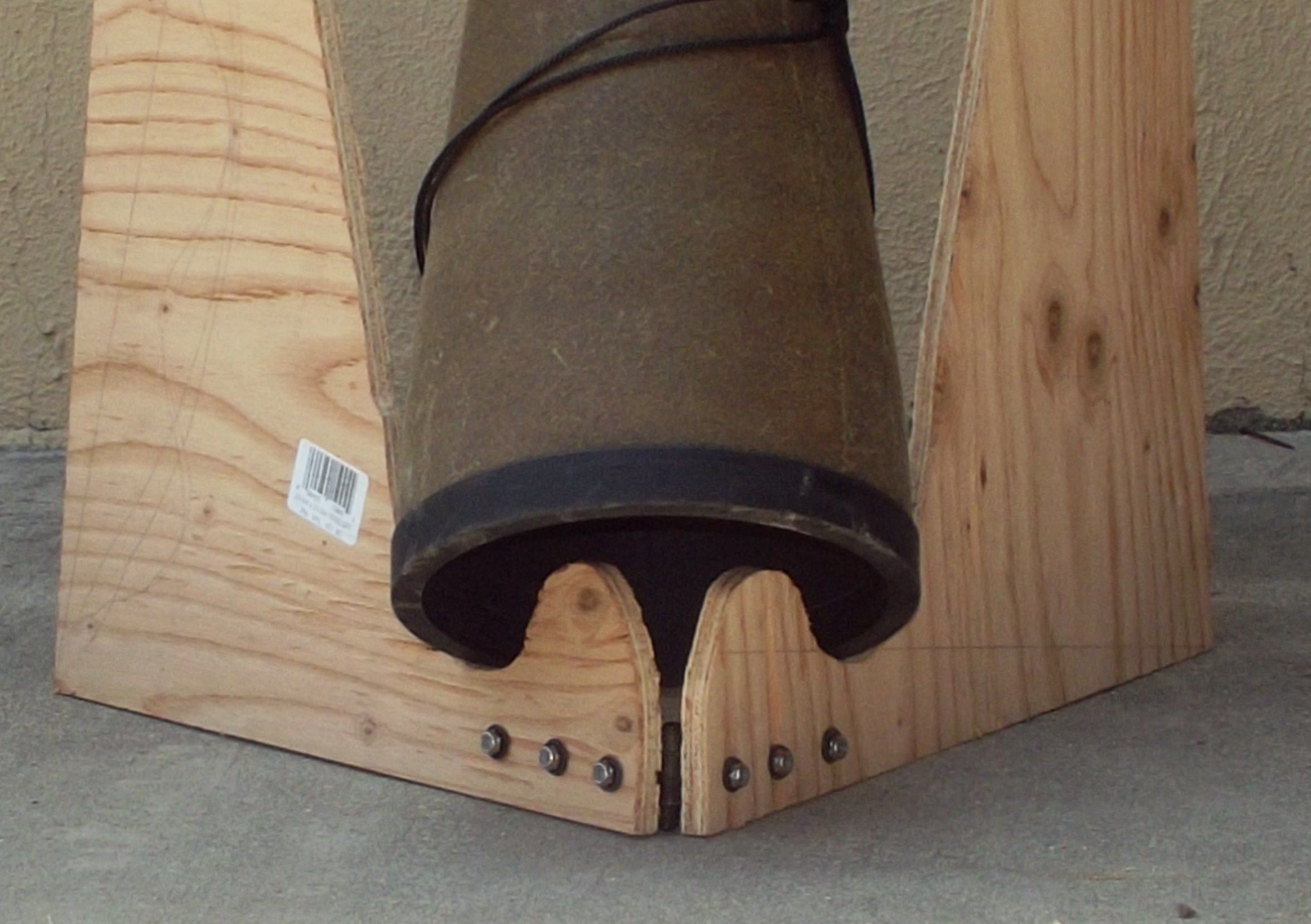 Folding Djembe Stand : 4 Steps - Instructables
