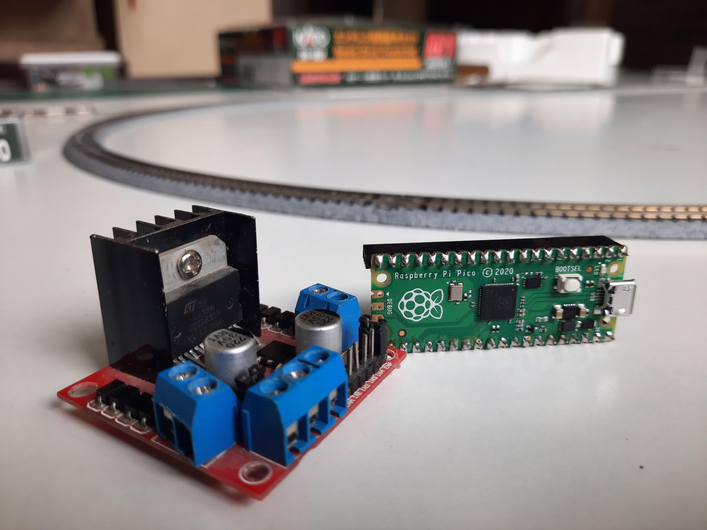 Raspberry Pi Pico Controlled Simple Automated Model Railroad | Model ...