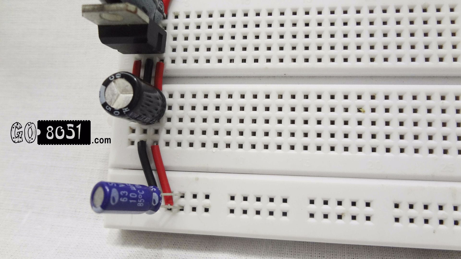 Breadboard 5V Power Stage Tutorial : 5 Steps - Instructables