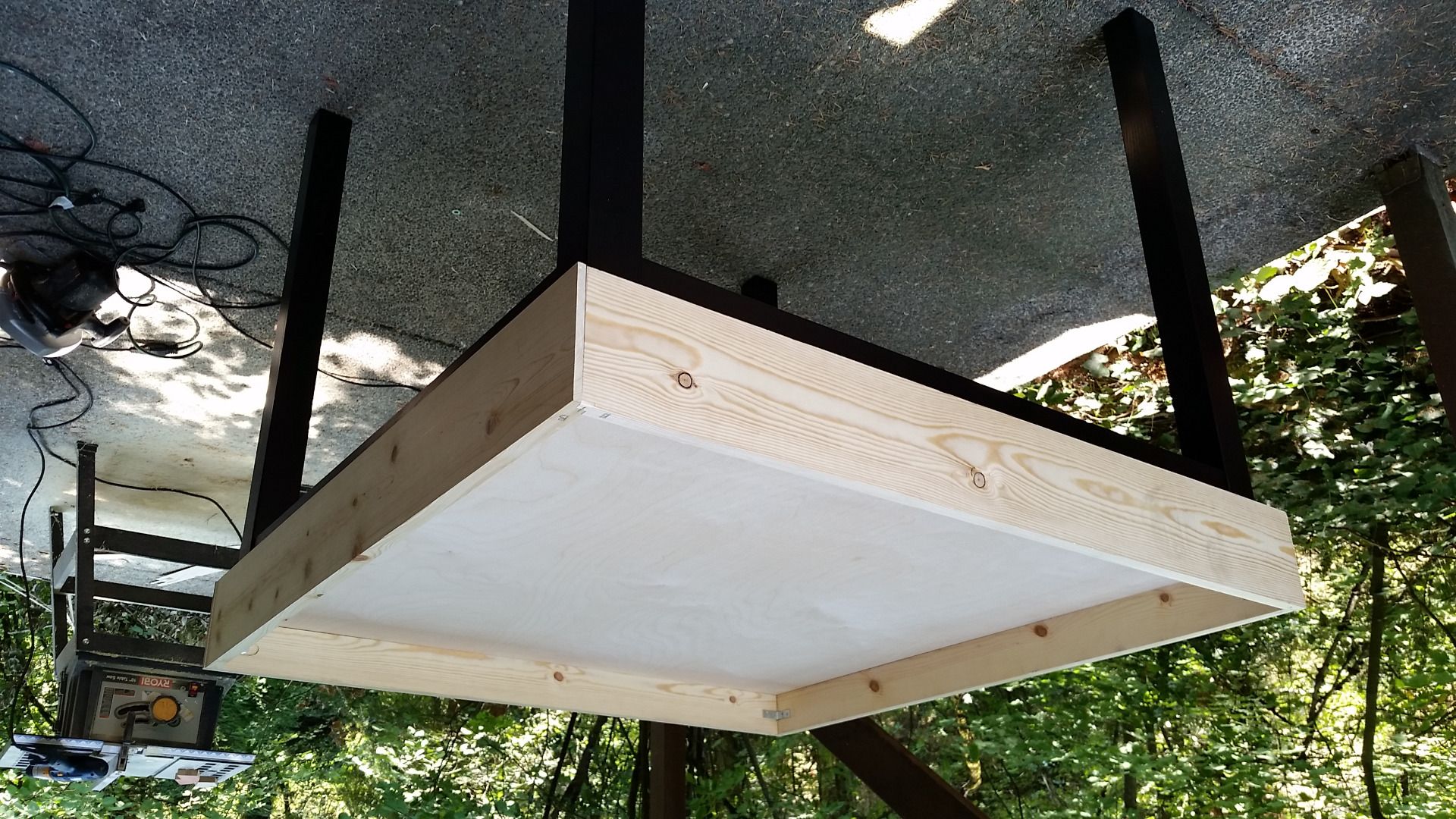 Convert IKEA Bar Table Into a Boardgaming Table : 3 Steps - Instructables