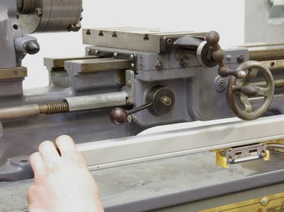 How to Fit a Digital Readout to a Lathe : 6 Steps (with Pictures ...
