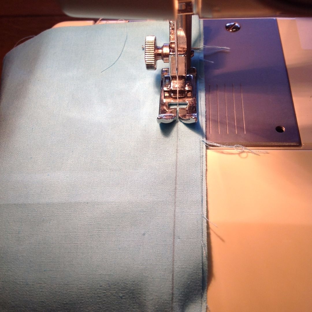 Little Lined Drawstring Bag : 12 Steps (with Pictures) - Instructables
