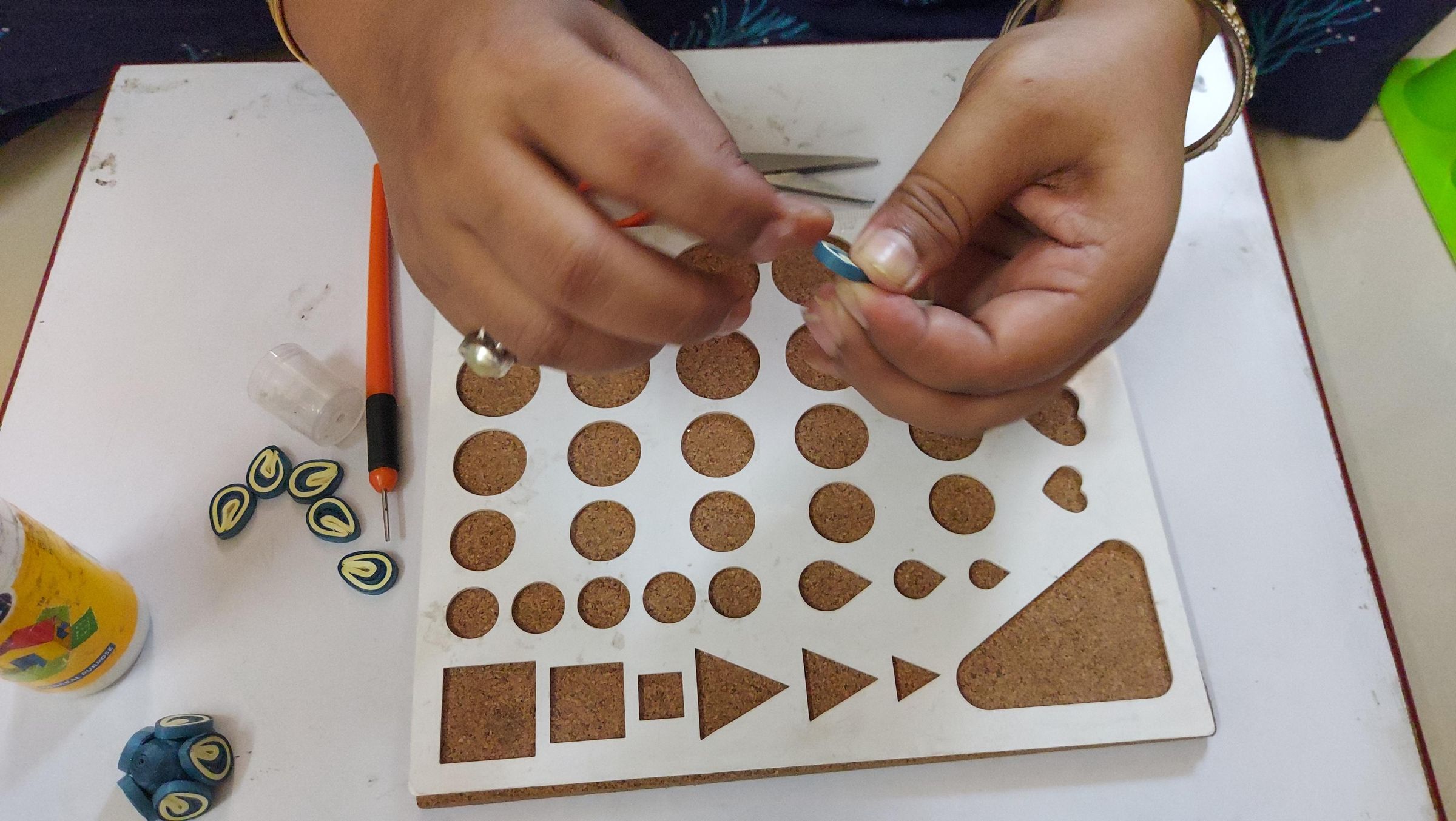 Paper Quilling Mini Basket : 8 Steps (with Pictures) - Instructables