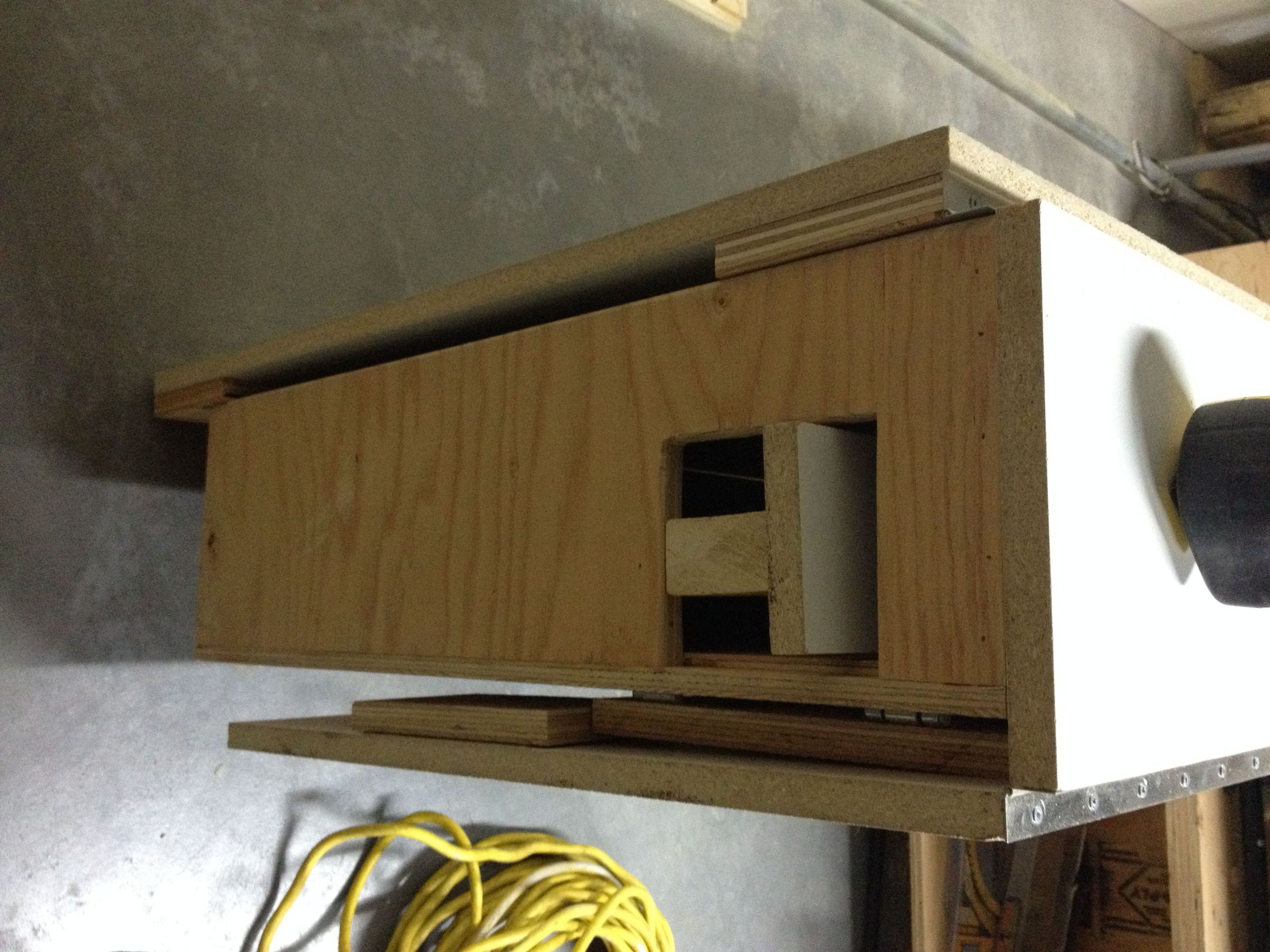 Tablesaw Outfeed Support Workstation With Aux Fence & Storage : 4 Steps ...