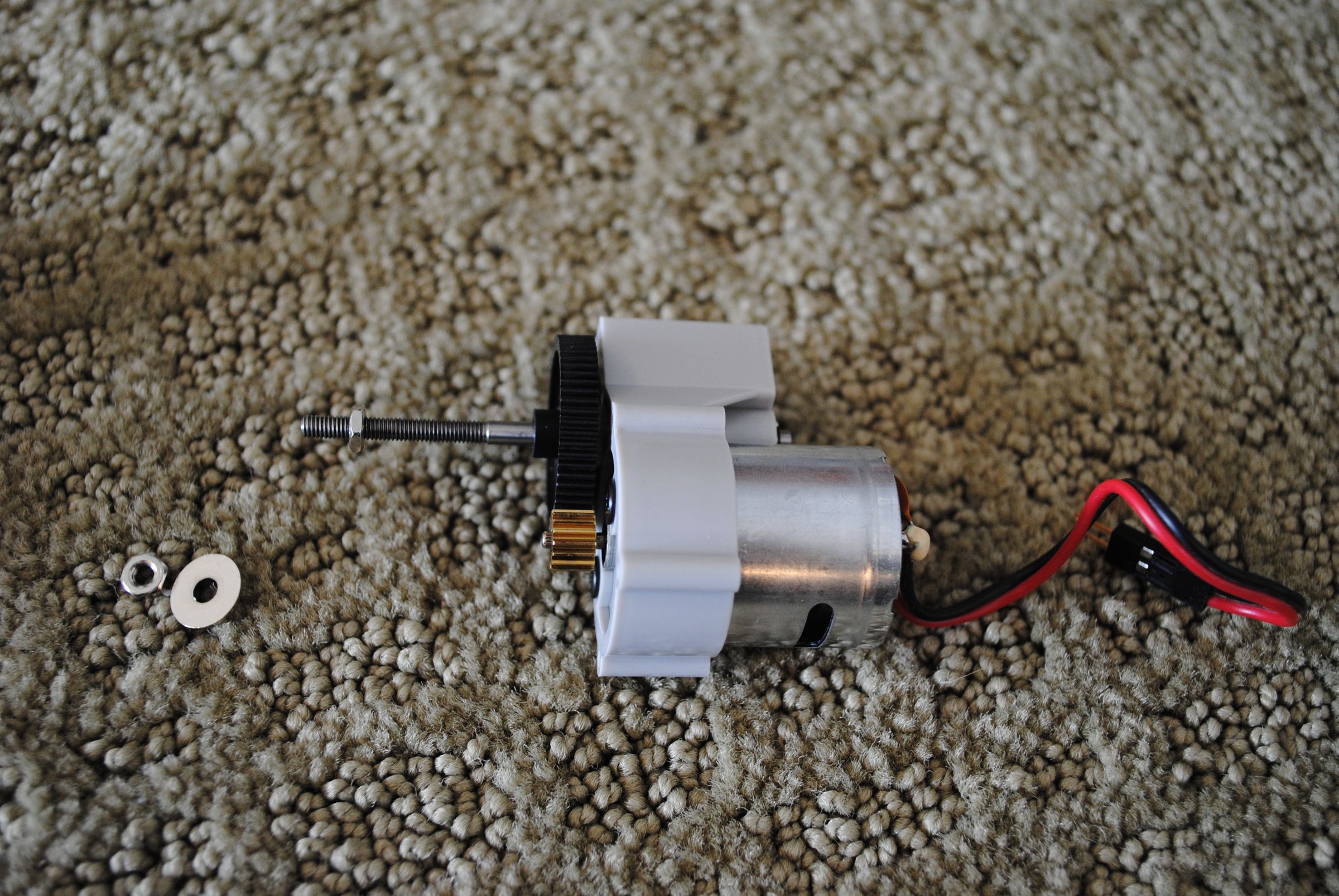 How to Make a Sumo Bot (Science Olympiad 2011 Rules) : 14 Steps (with ...