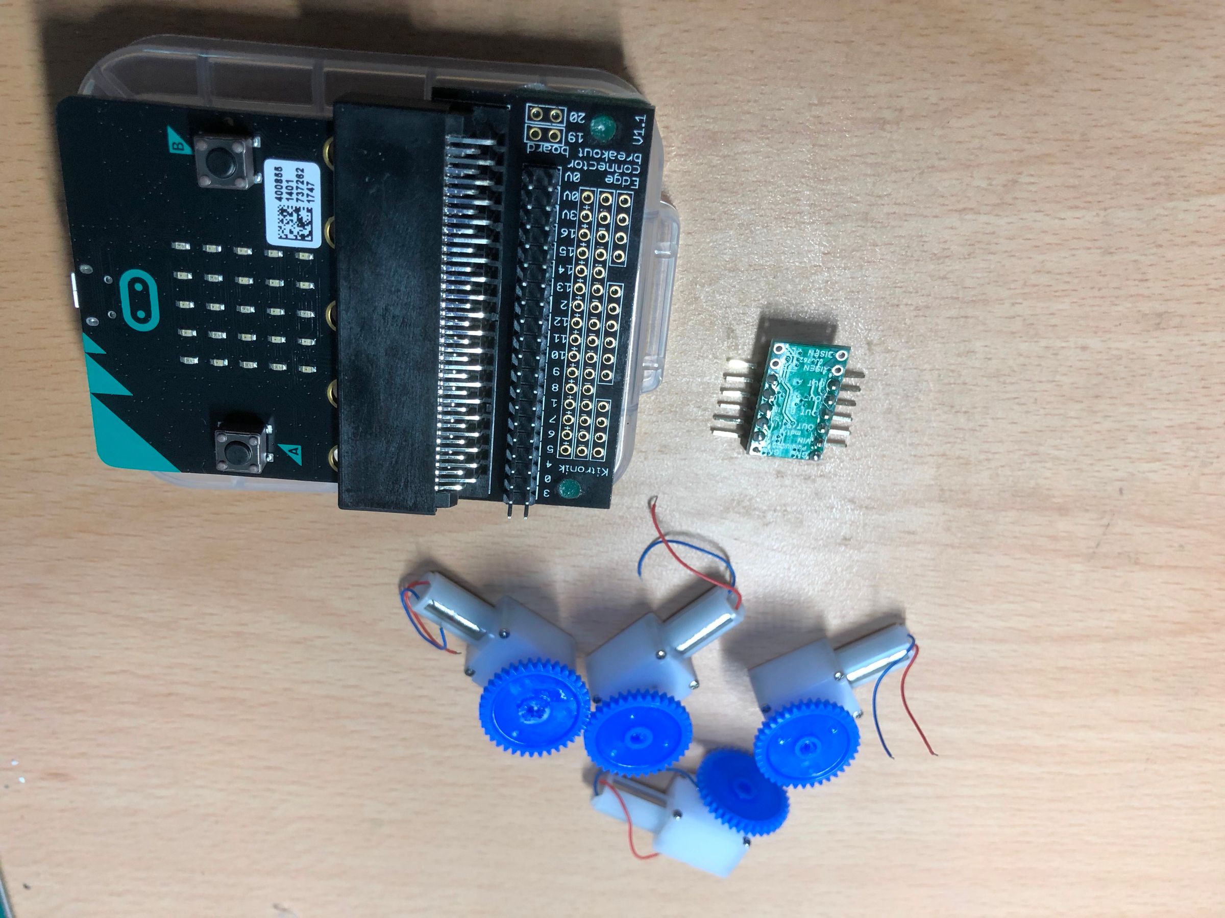 Tiny Micro:bit Robot - Part 1 : 7 Steps - Instructables