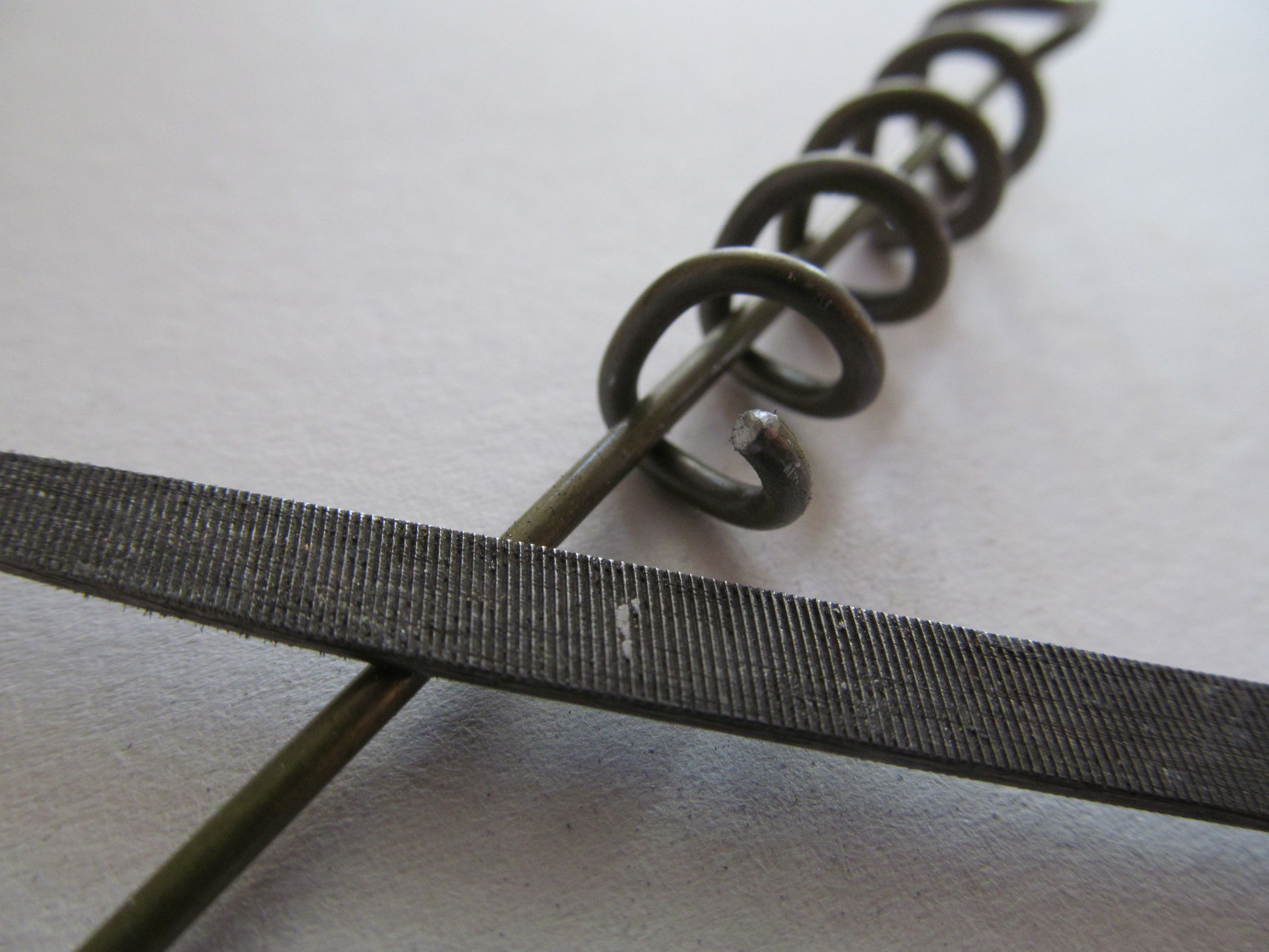 Fish Bone - Knotless Gear Tie : 8 Steps (with Pictures) - Instructables