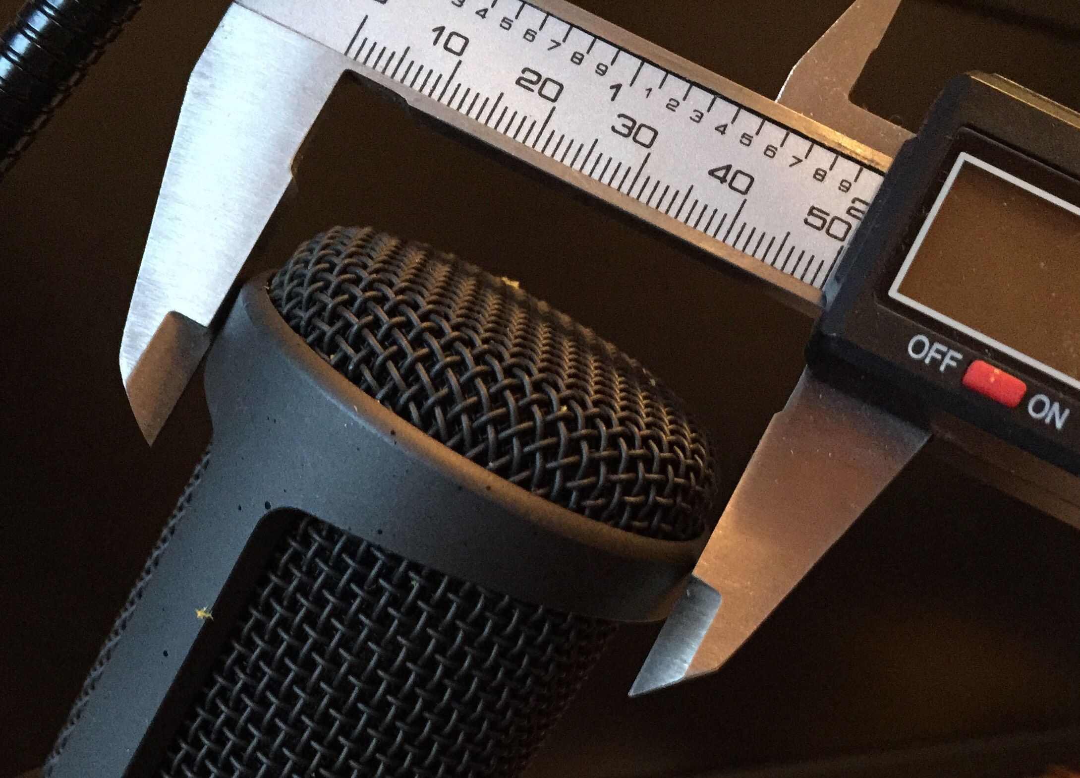 KopyKatica Eyeball Microphone Isolation Device : 15 Steps (with ...