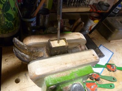 How to Renovate Your Old Hammer : 7 Steps (with Pictures) - Instructables