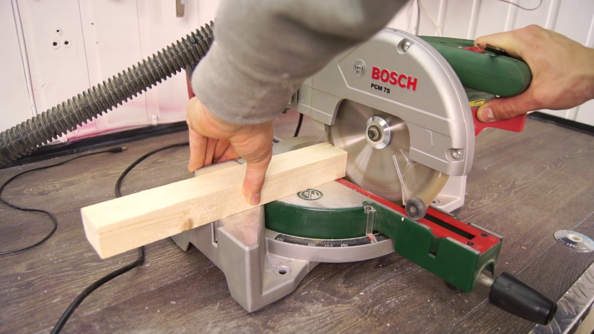 IKEA Hack: Practical Workbench : 11 Steps (with Pictures) - Instructables