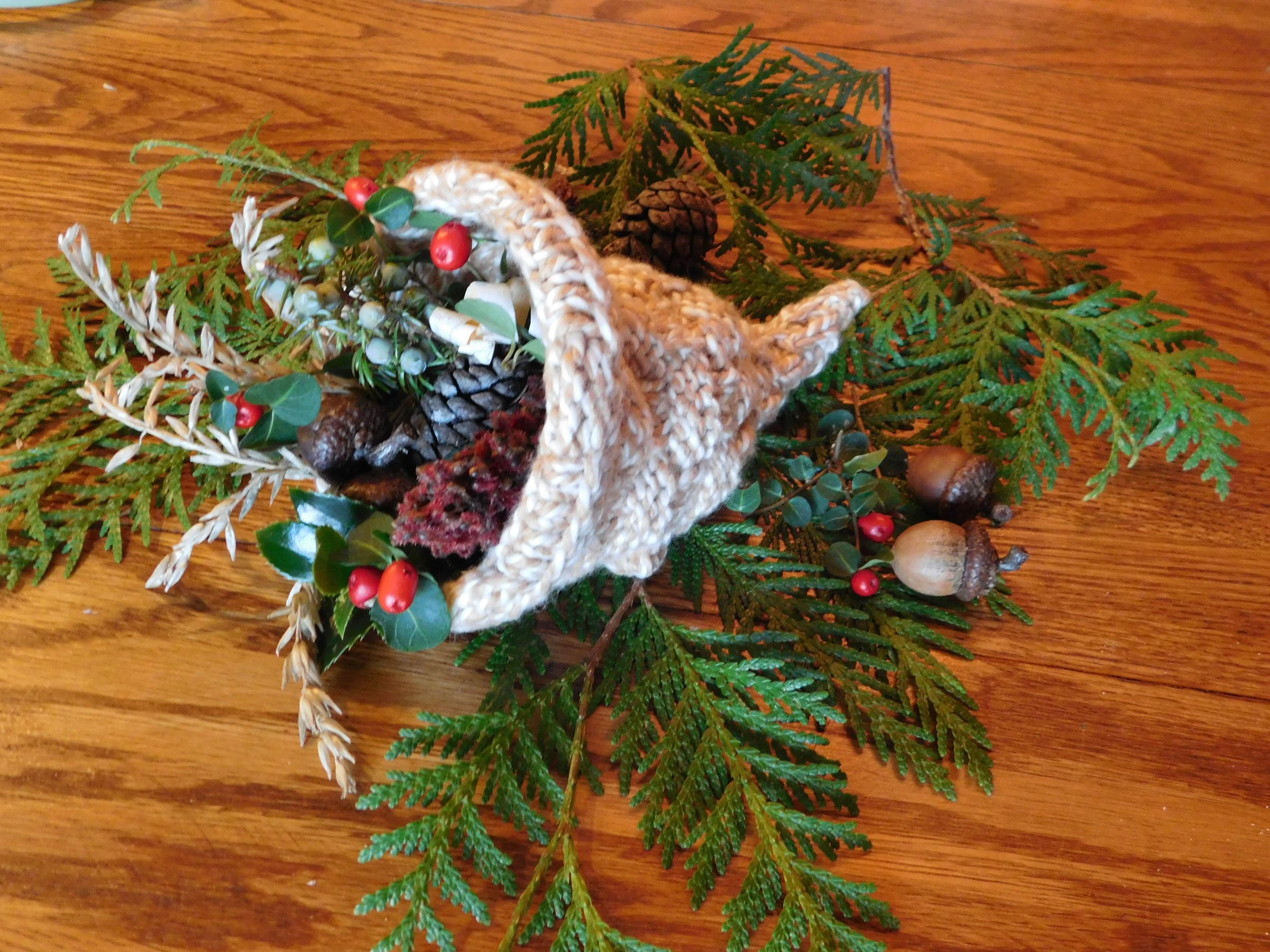 Knit a Cornucopia! : 11 Steps (with Pictures) - Instructables