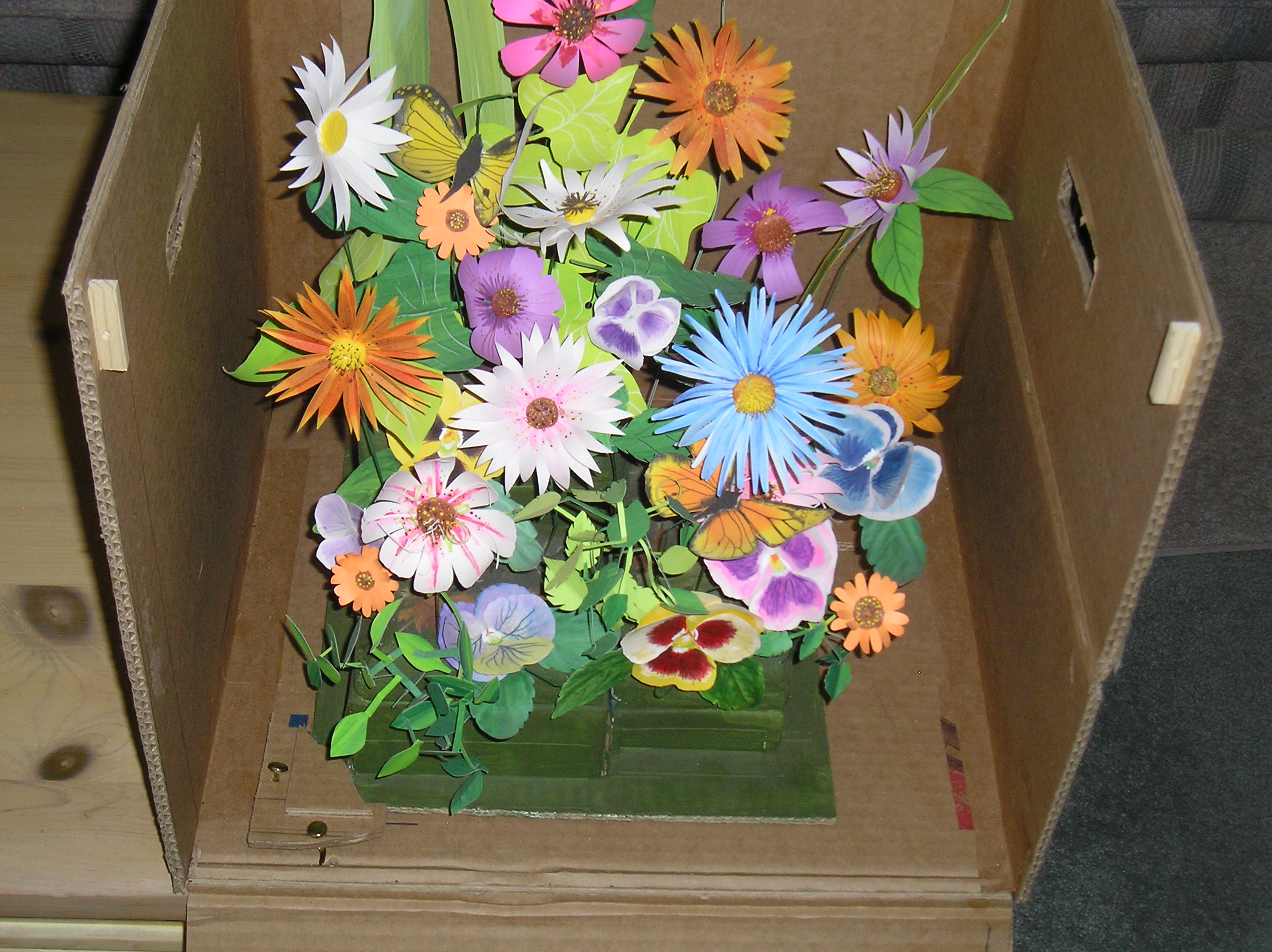 Cardboard, Cardboard, Cardboard! : 39 Steps - Instructables