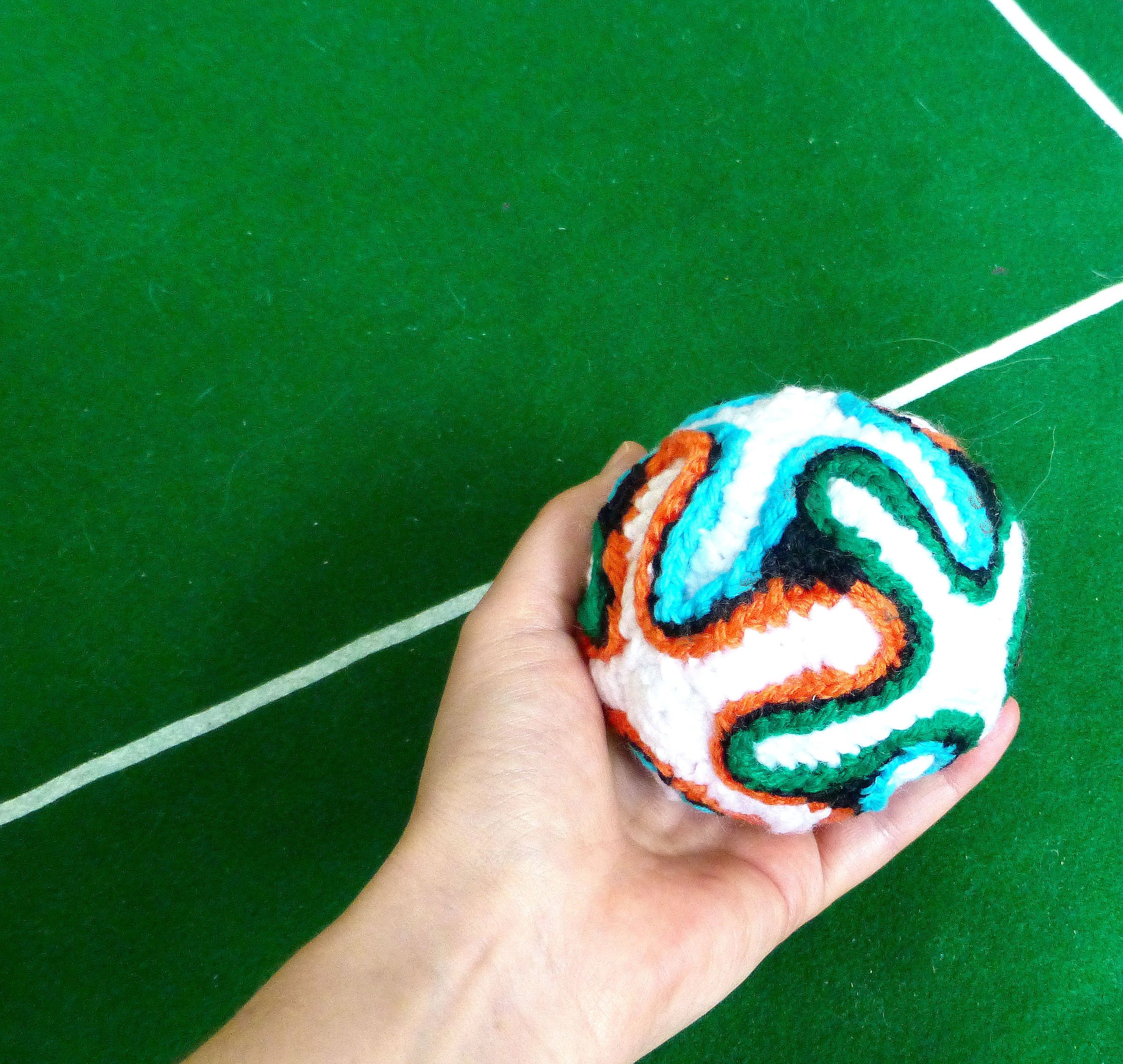 2014 World Cup Mini Match Ball : 6 Steps (with Pictures) - Instructables