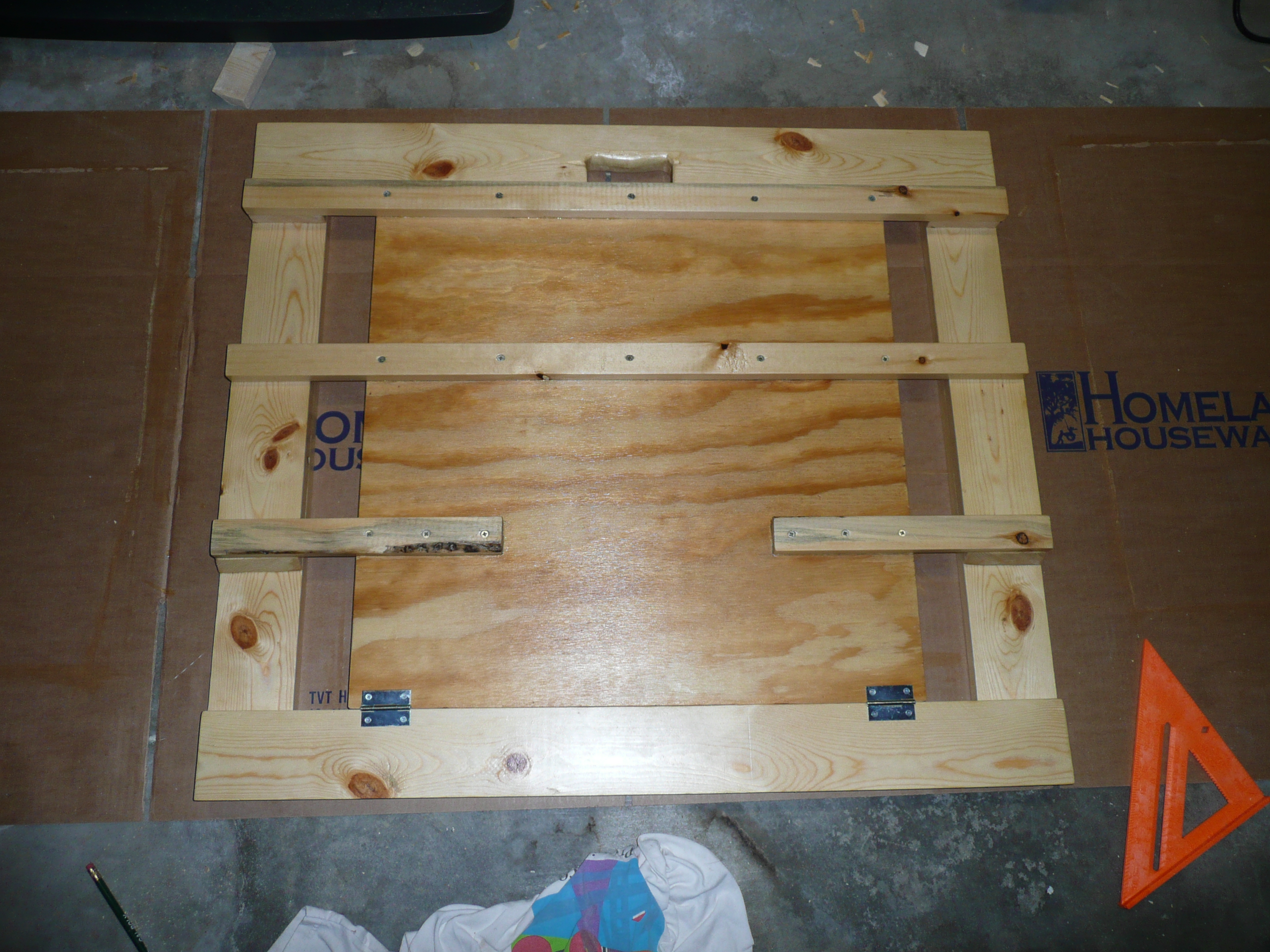 Collapsible Desk : 13 Steps - Instructables