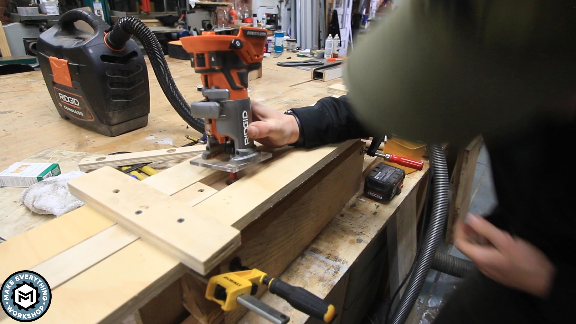 Easy Floating Shelf - All Wood Bracket. NO WELDING! : 16 Steps (with ...